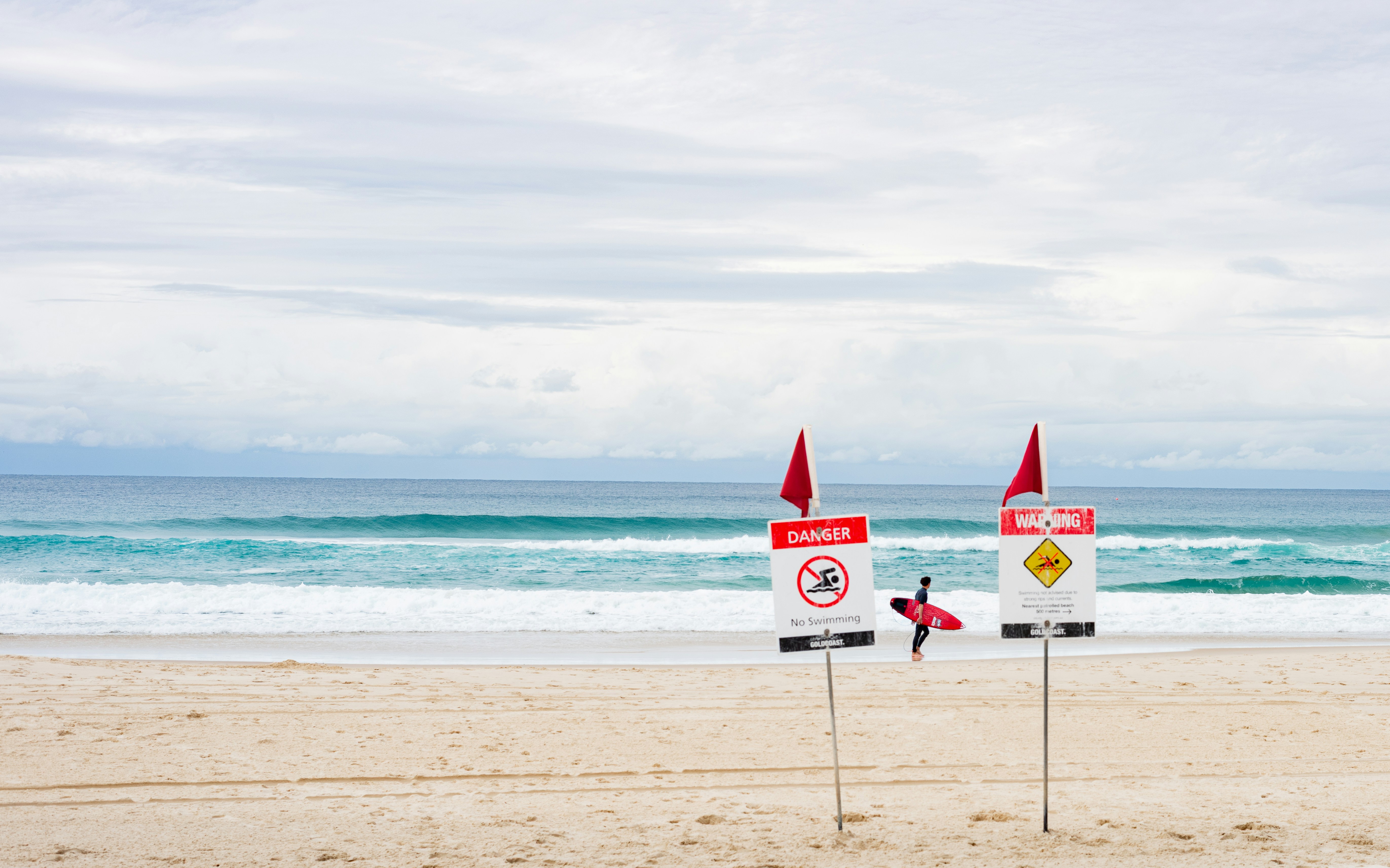 Lifeguard Signals on a Quiet Seaside Watch