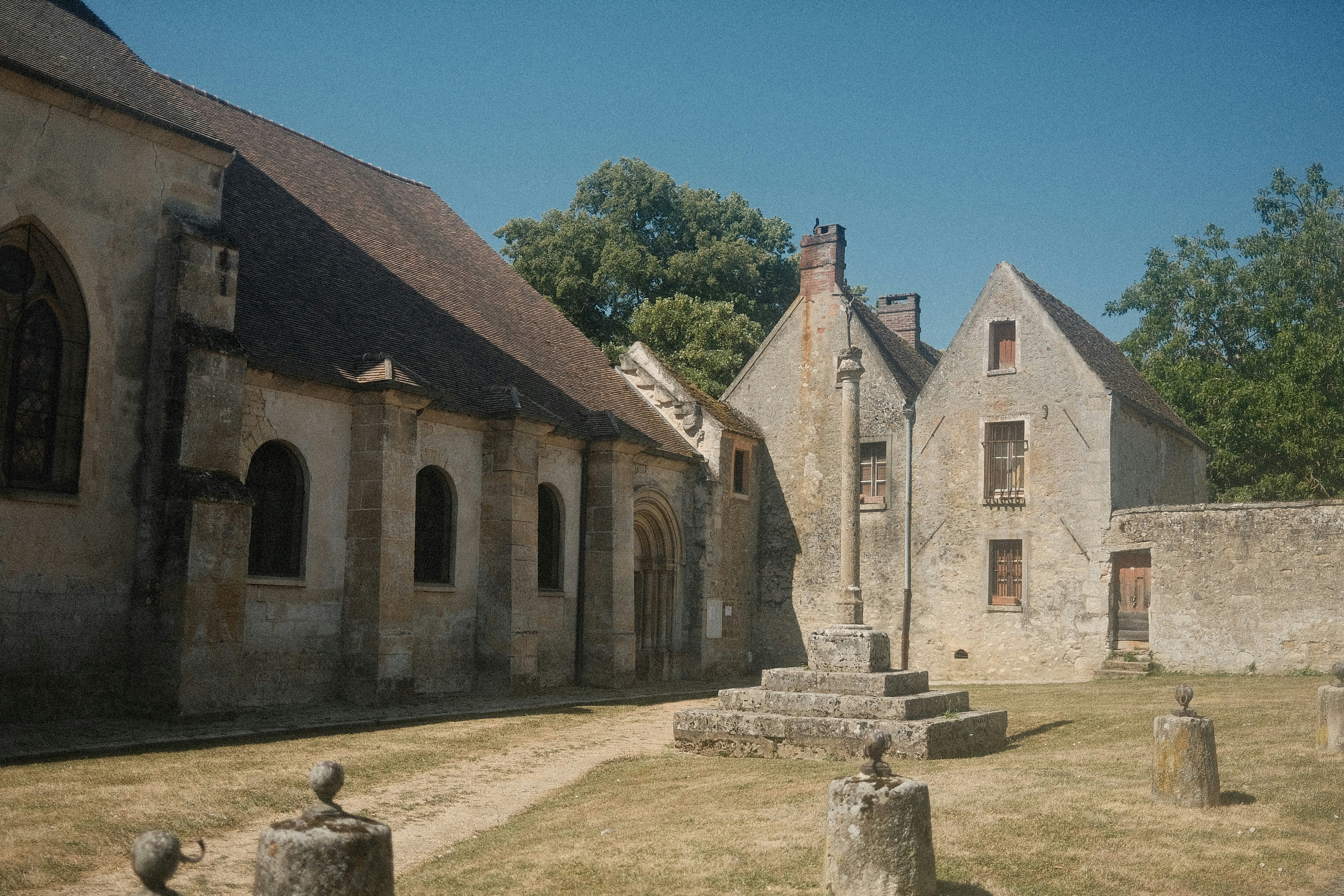 Courtyard of Stone Echoes