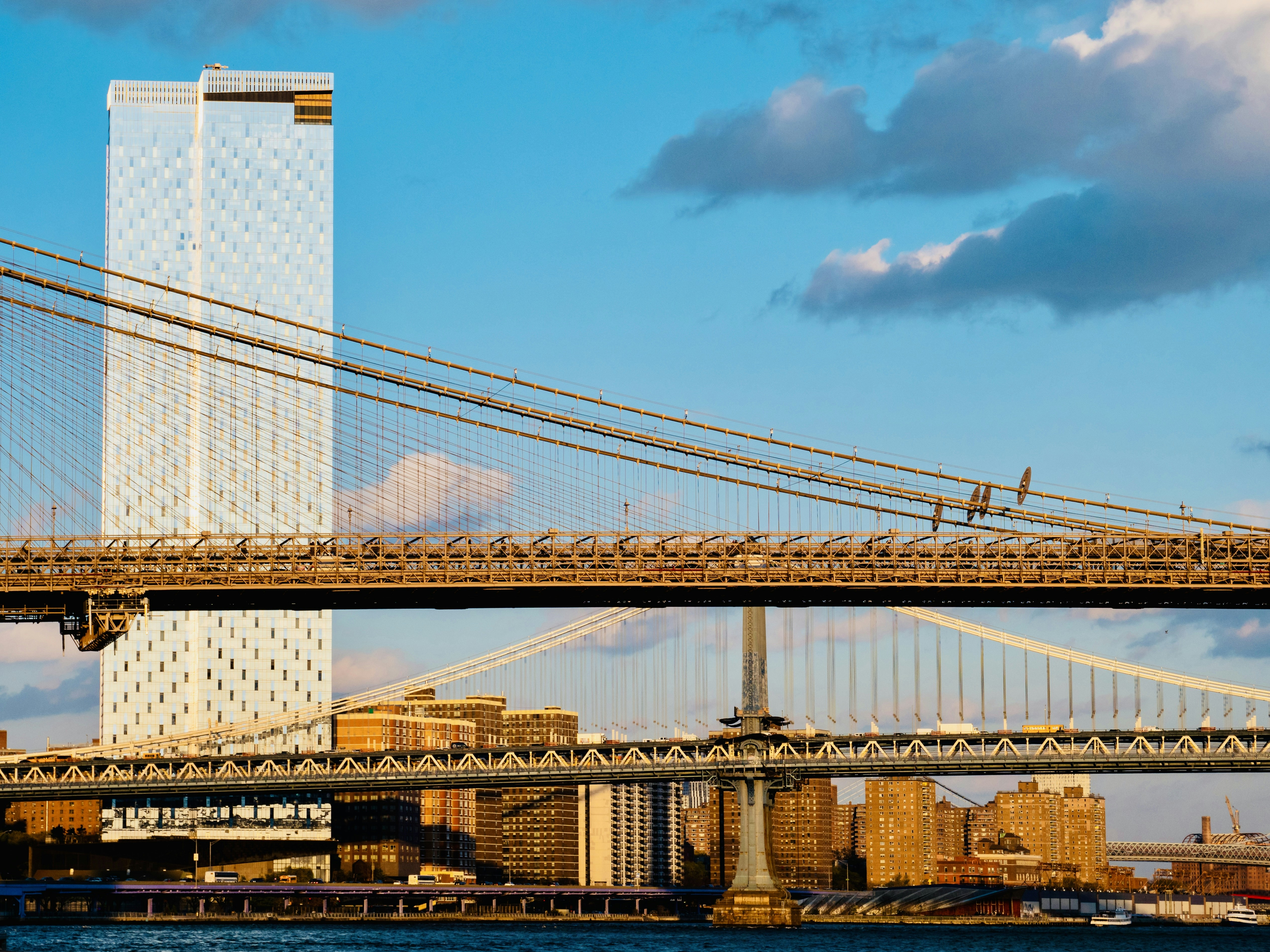 Towering Light and Cable Lines: Cityscape Confluence