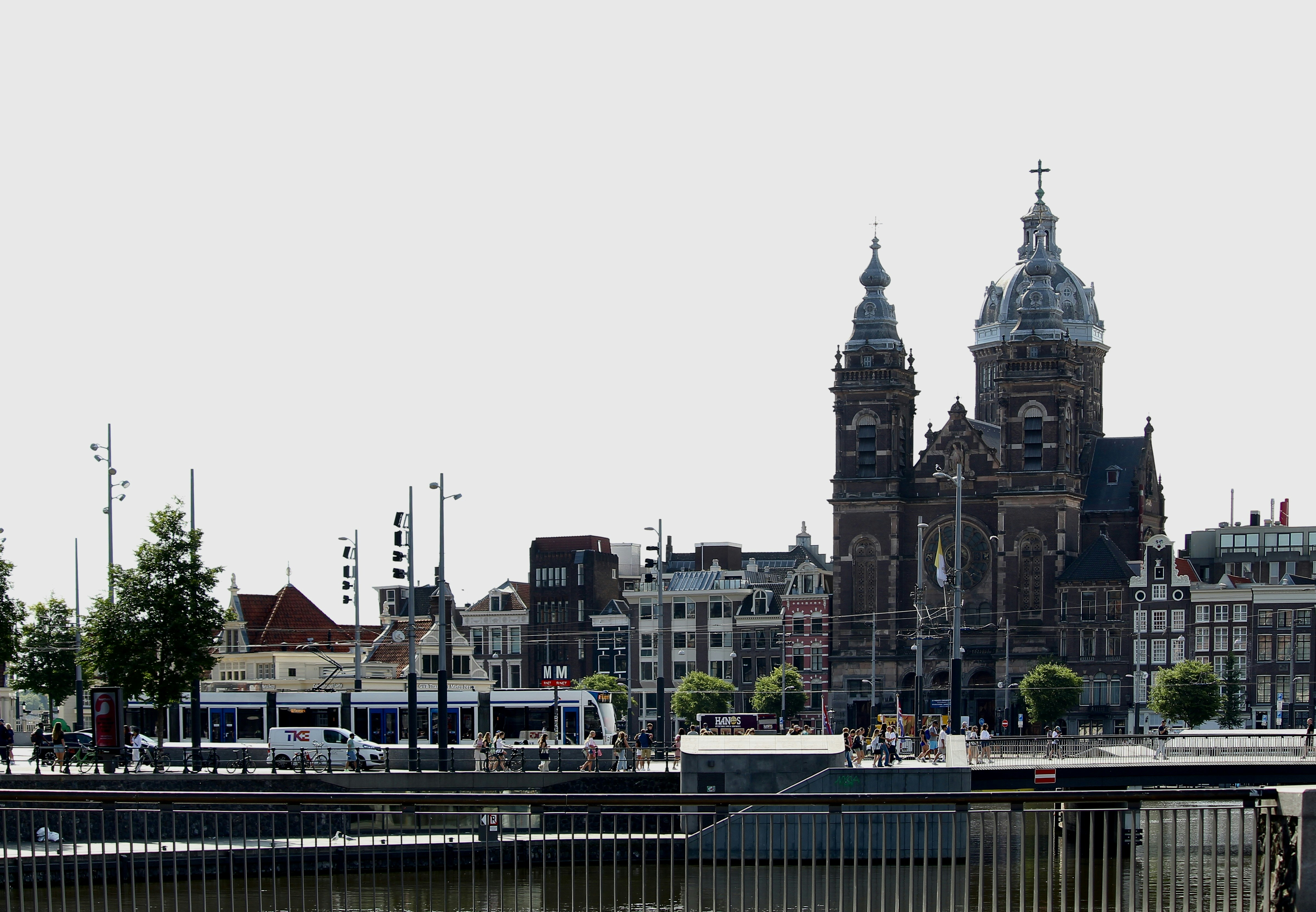 Harborfront Cathedral: A City’s Silhouette Beyond the Rail