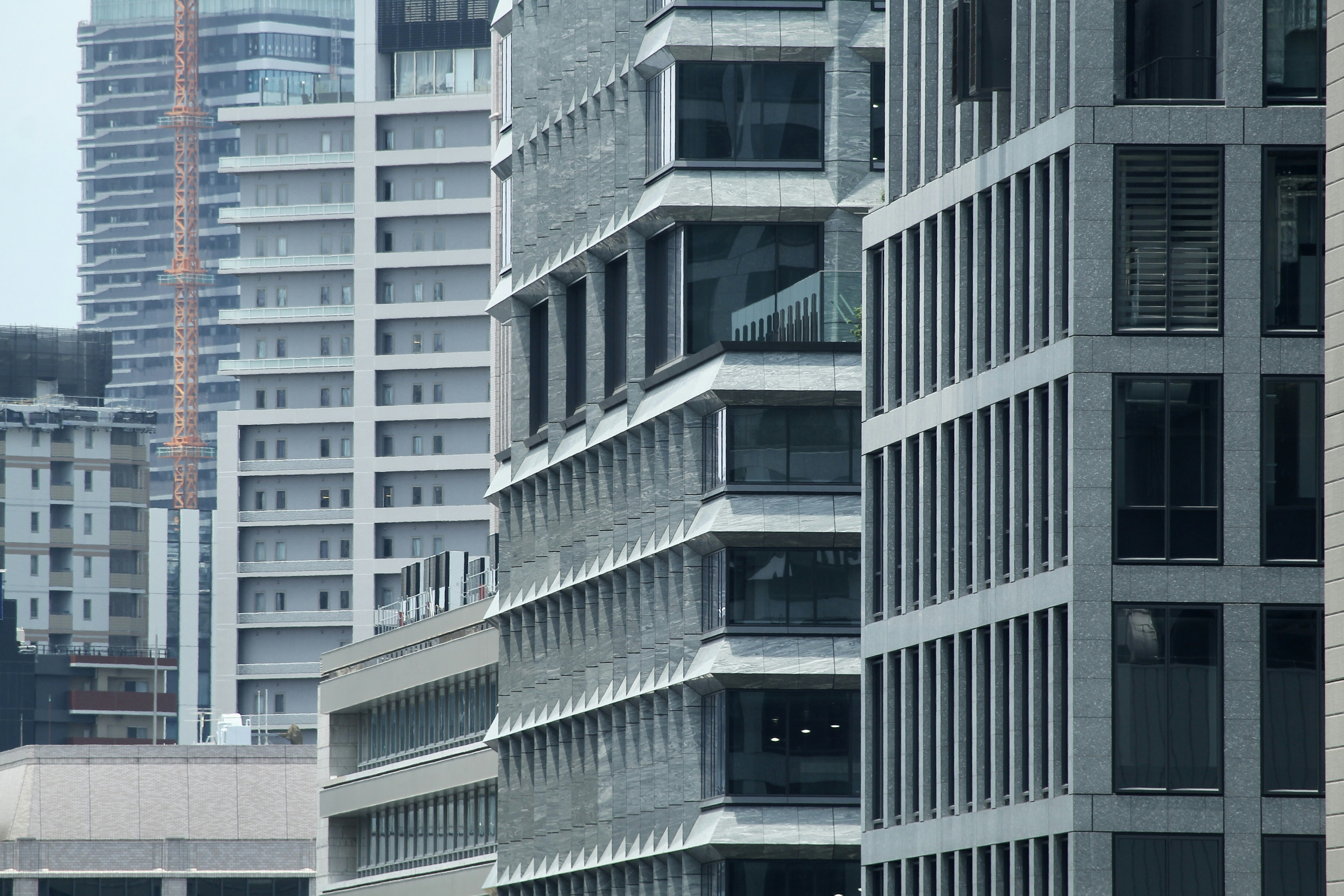 Urban Facade Convergence: A Grid of Concrete Angles