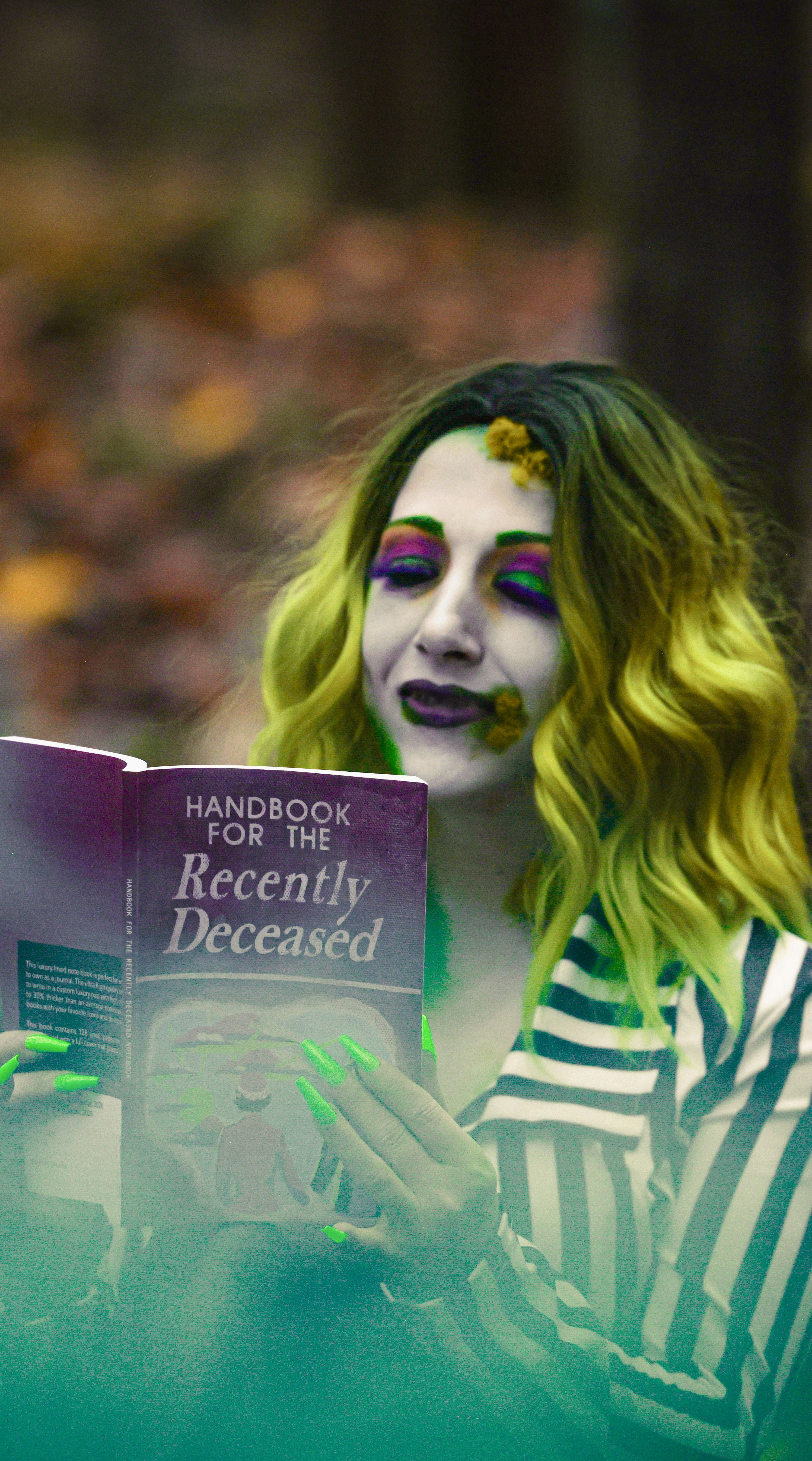 Emerald Hair and Neon Nails: Reading in an Autumn Haze