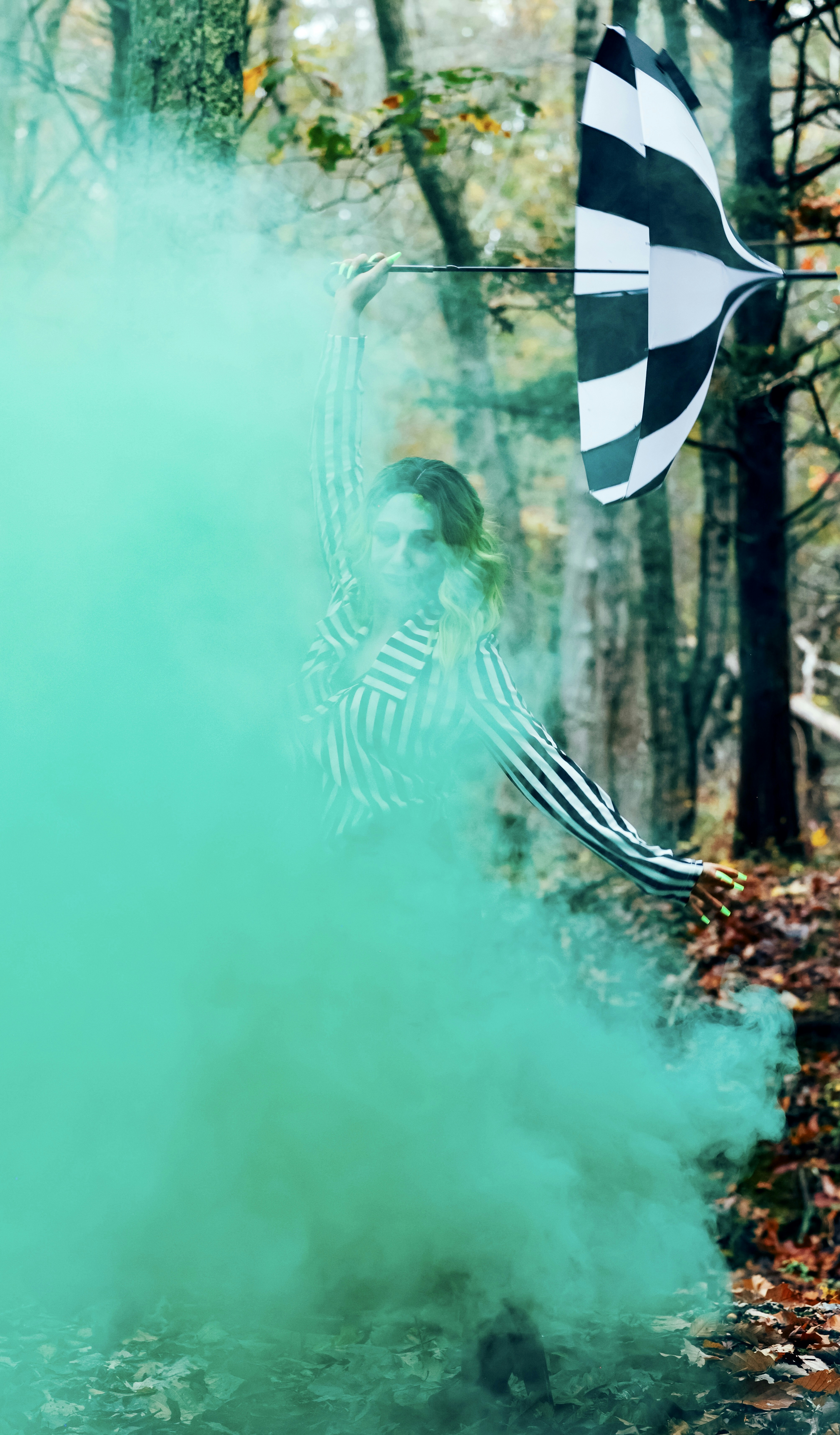Emerald Smoke and Stripes Under an Open Sky