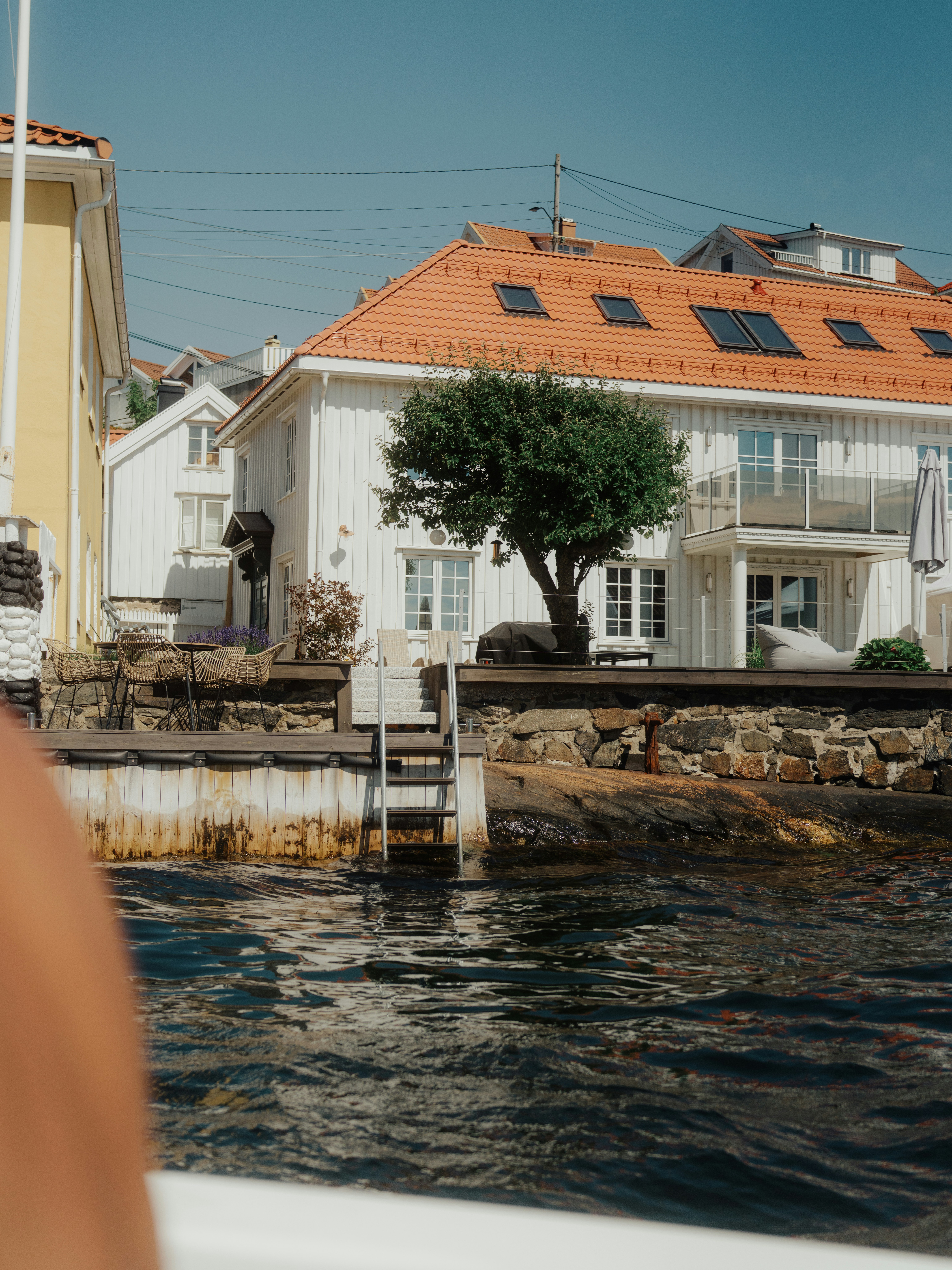 Coastal Houses with Riverside Terrace