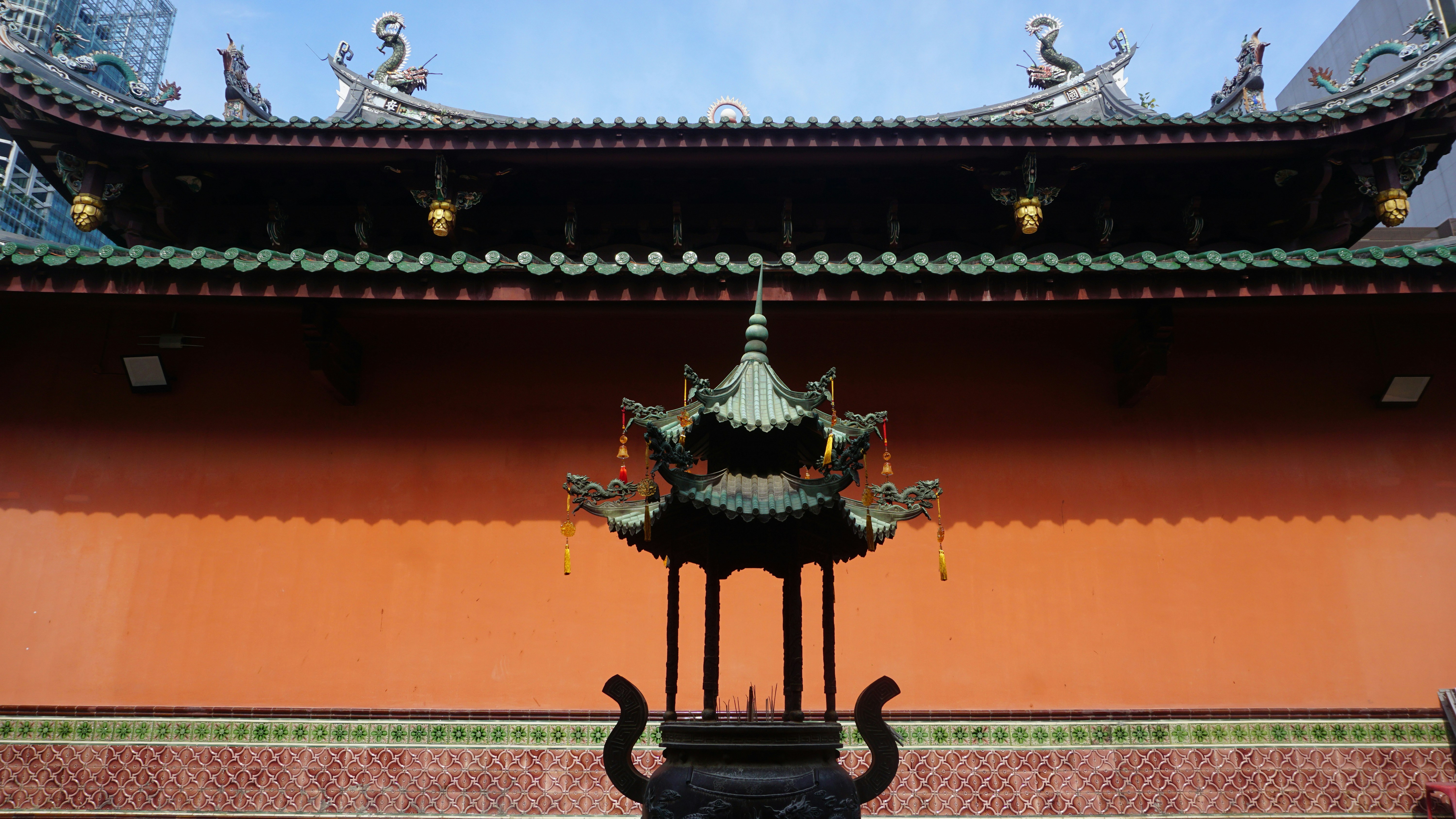 Courtyard Lantern Niche: A Canopy of Tile and Shadow