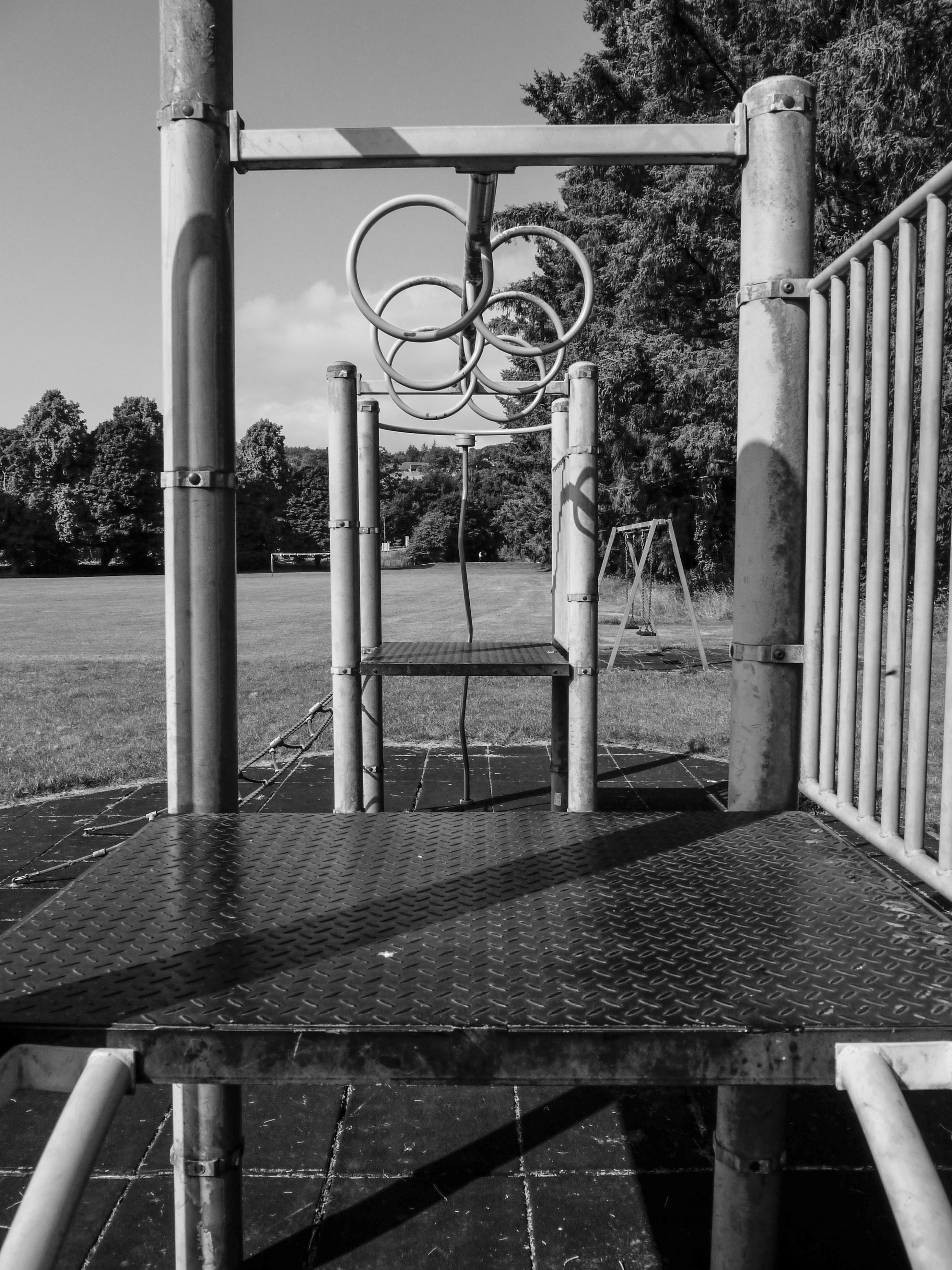 Circular Logics: Rings Above the Metal Platform