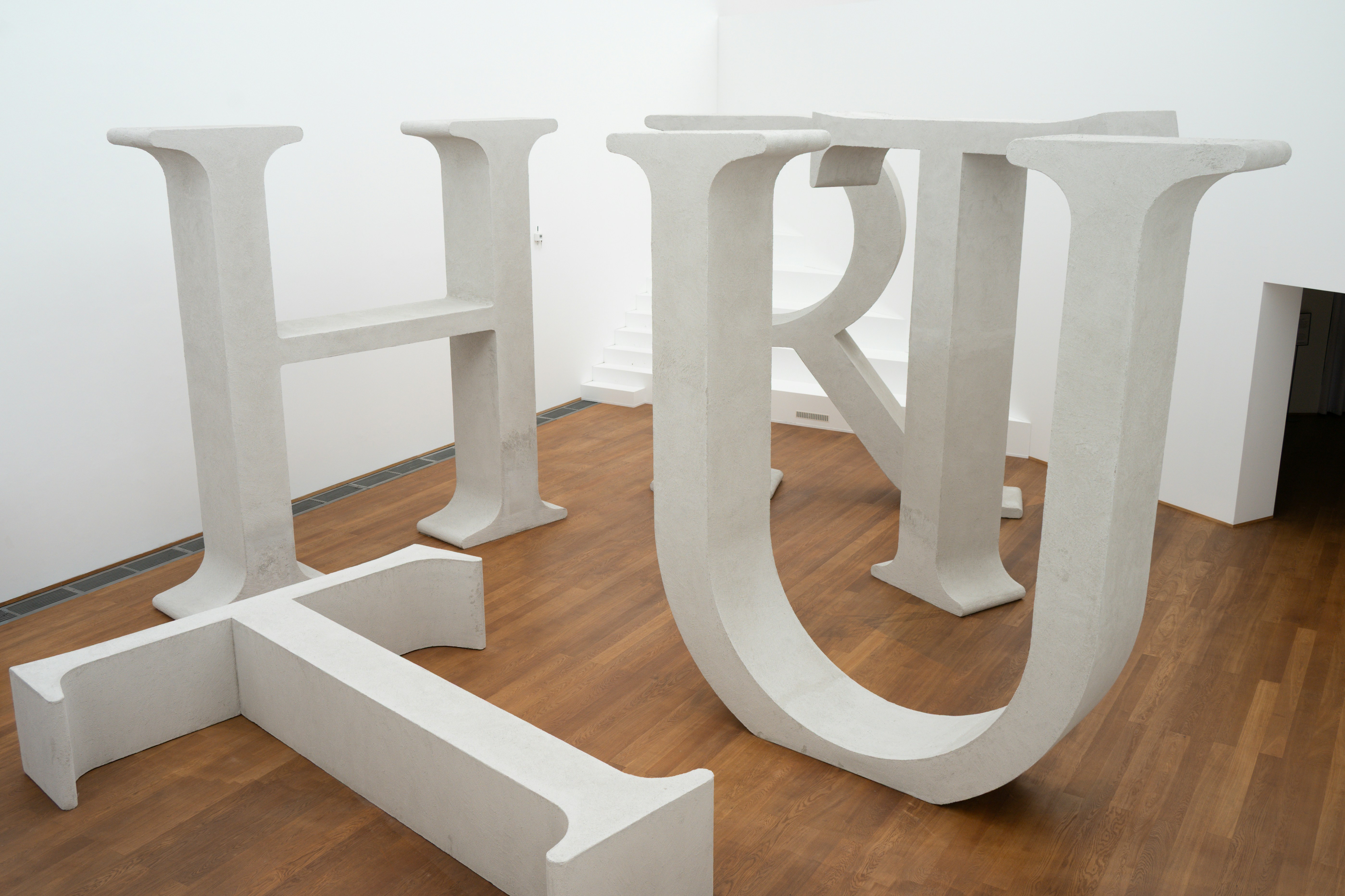 Megalo Letters: A Quiet Gallery of Monumental Type