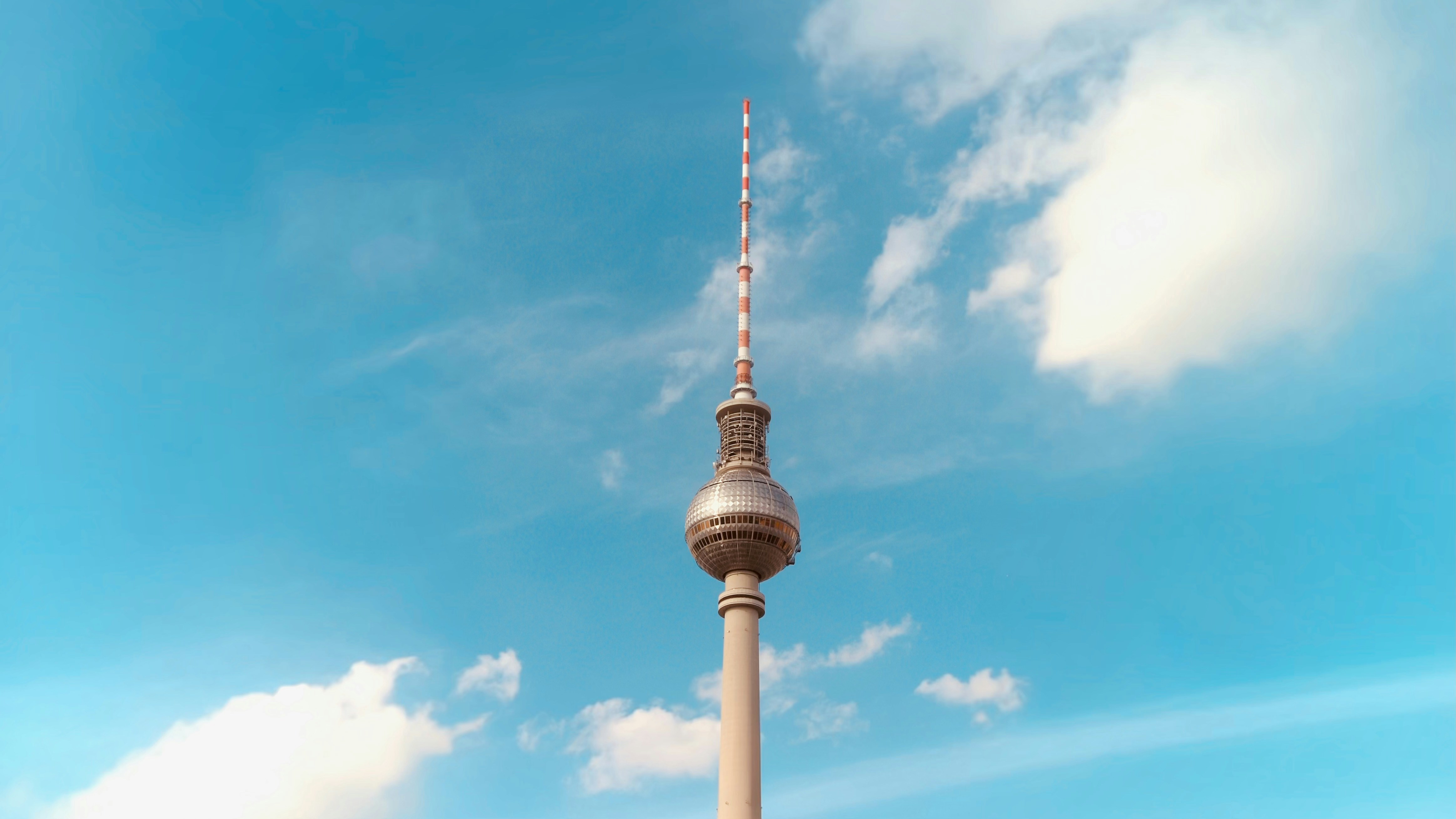 Skyline Sentinel: The Berlin TV Tower Against a Velvet-Cyan Sky