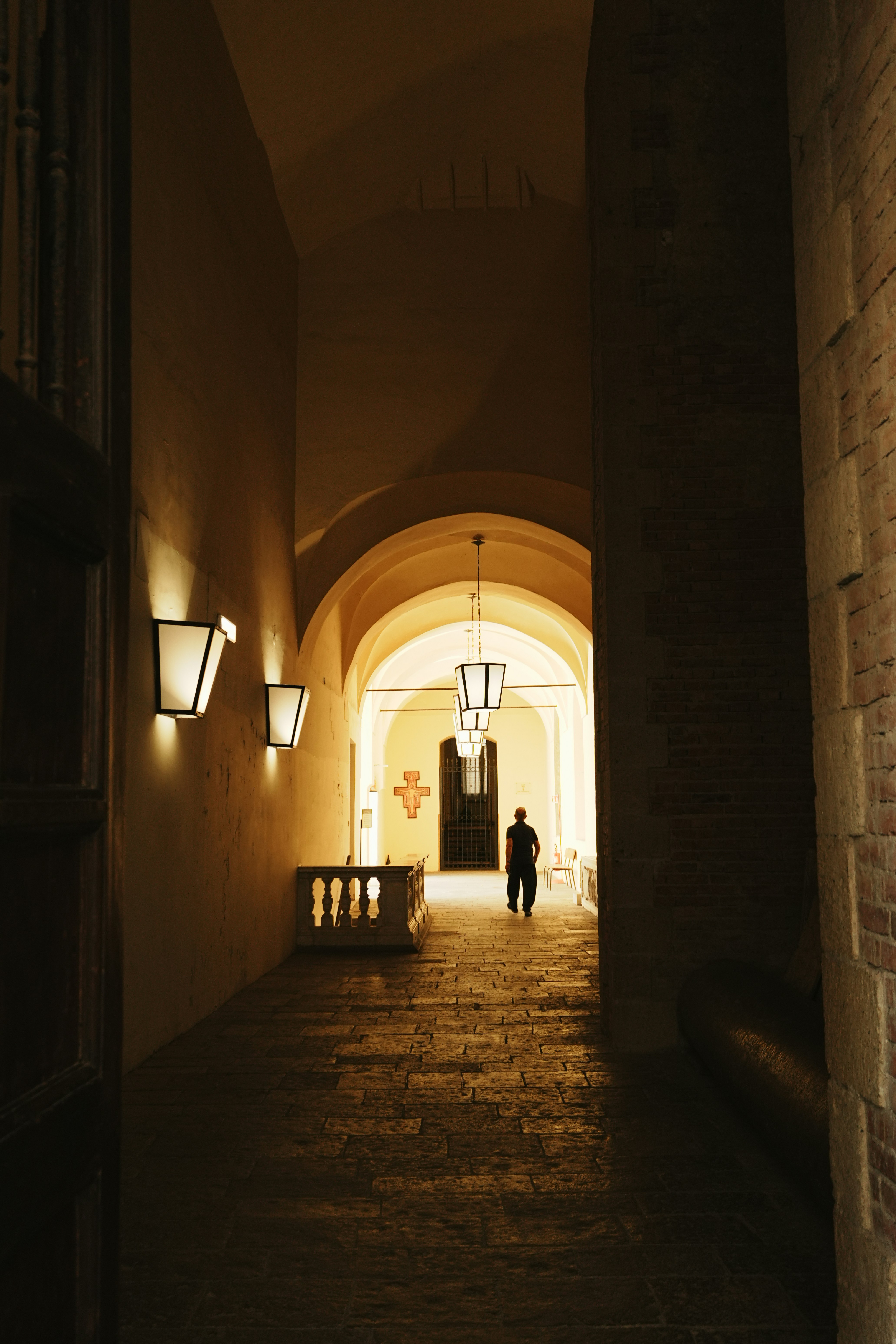 Lantern-lit Passage to the Illuminated Courtyard
