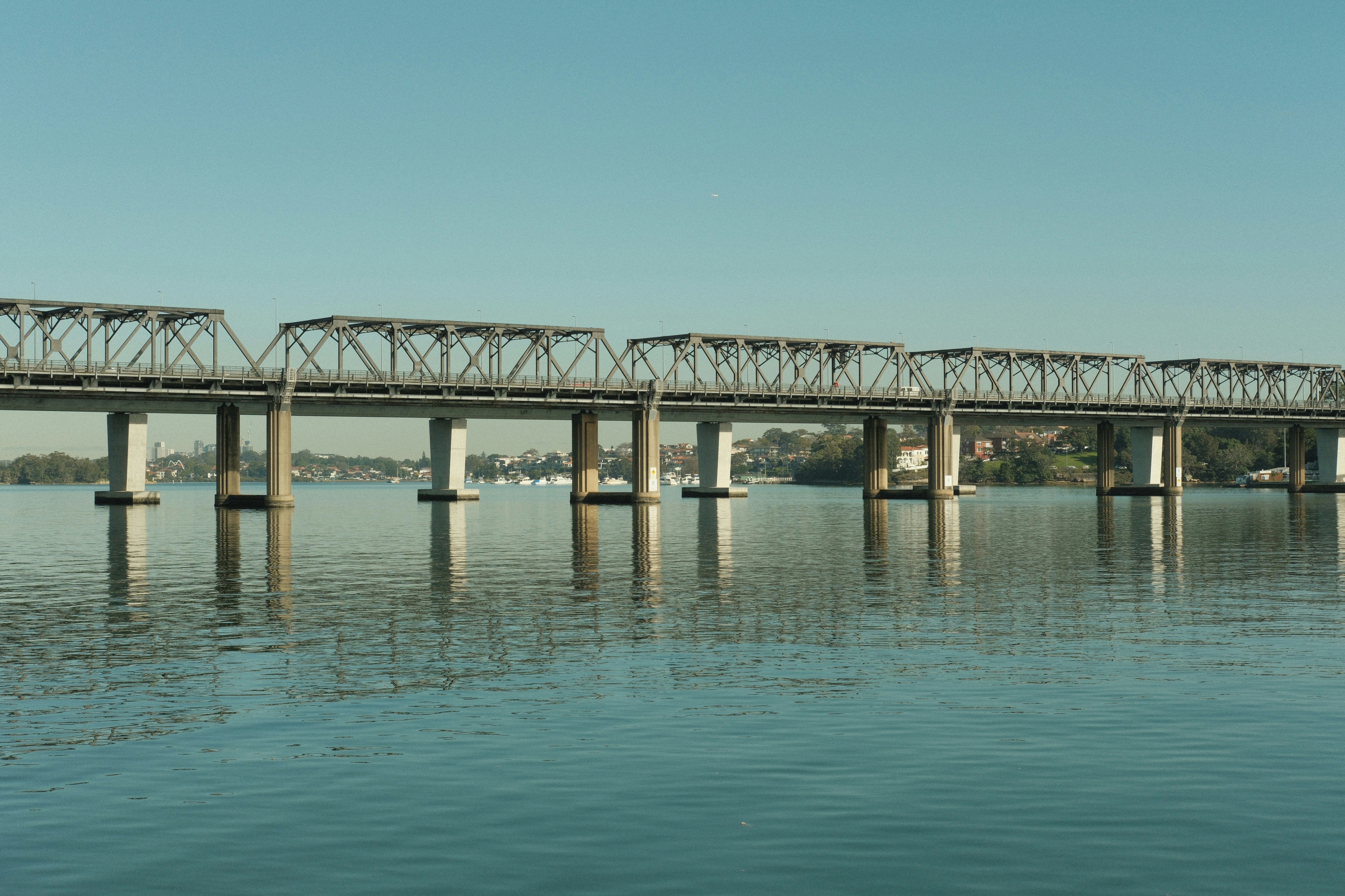 Long-span Steel: A Quiet River Crossing