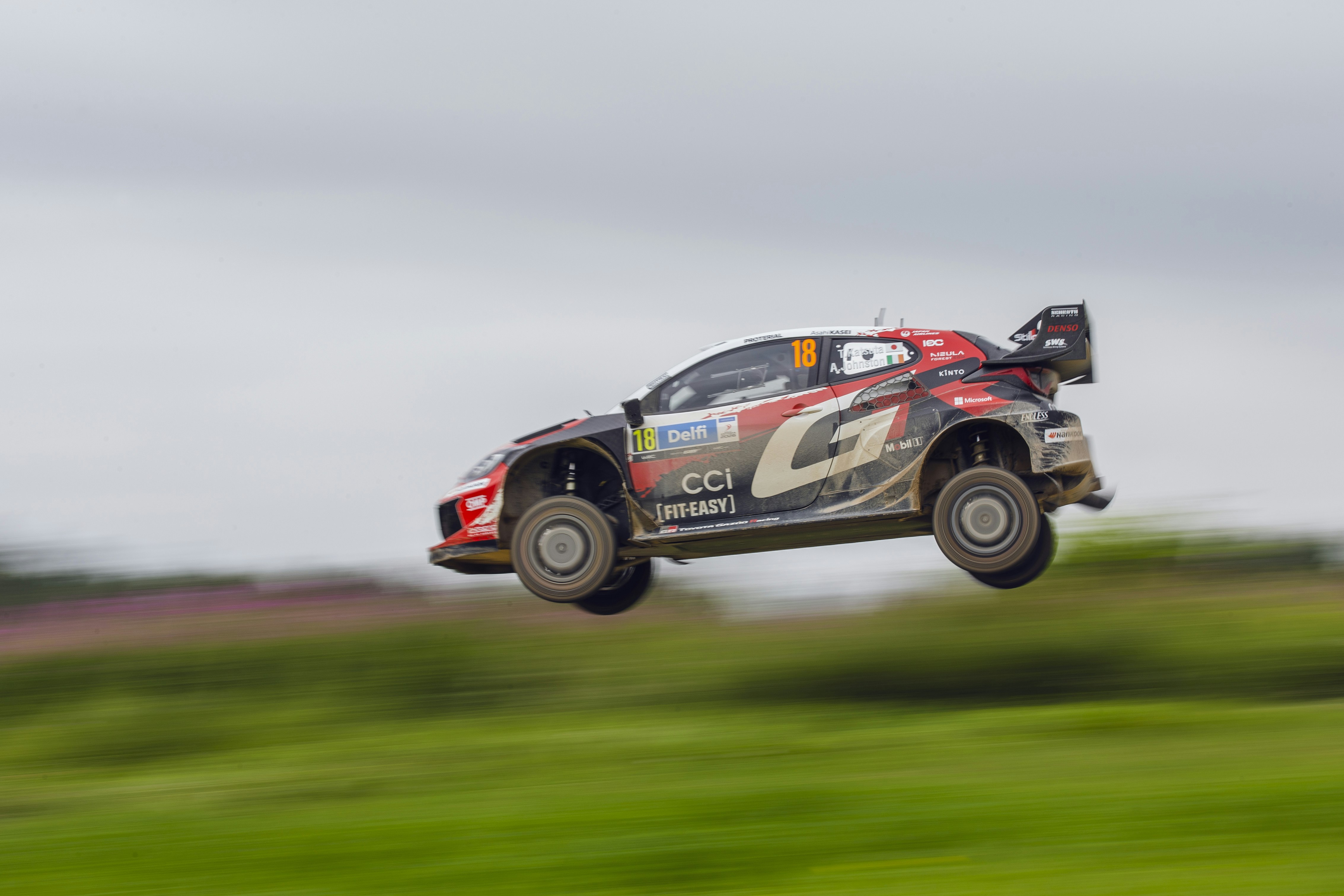 Midair Rally: A Bold Leap Across the Track