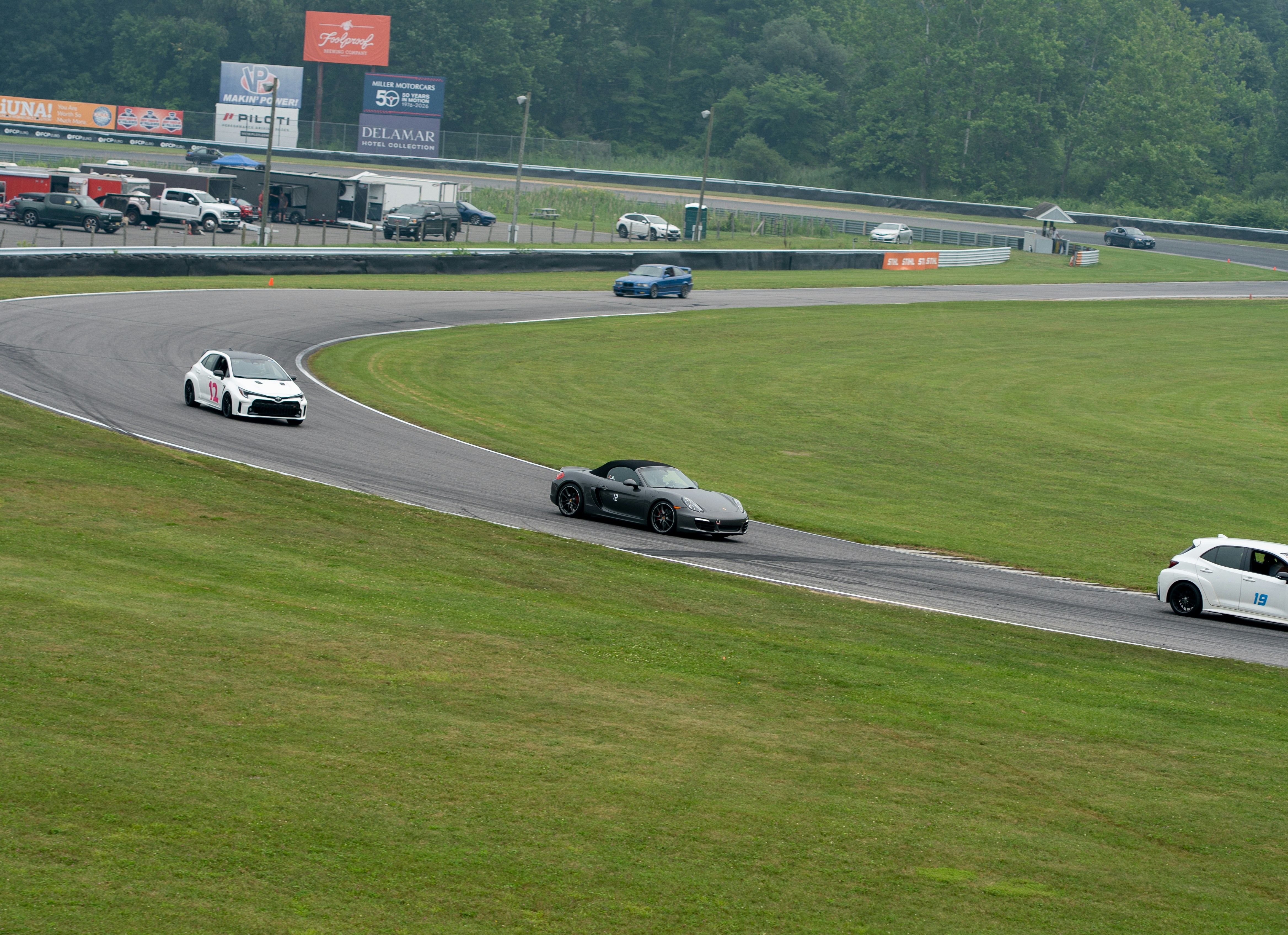 Rolling Precision: A Raceday Convergence on the Curved Track