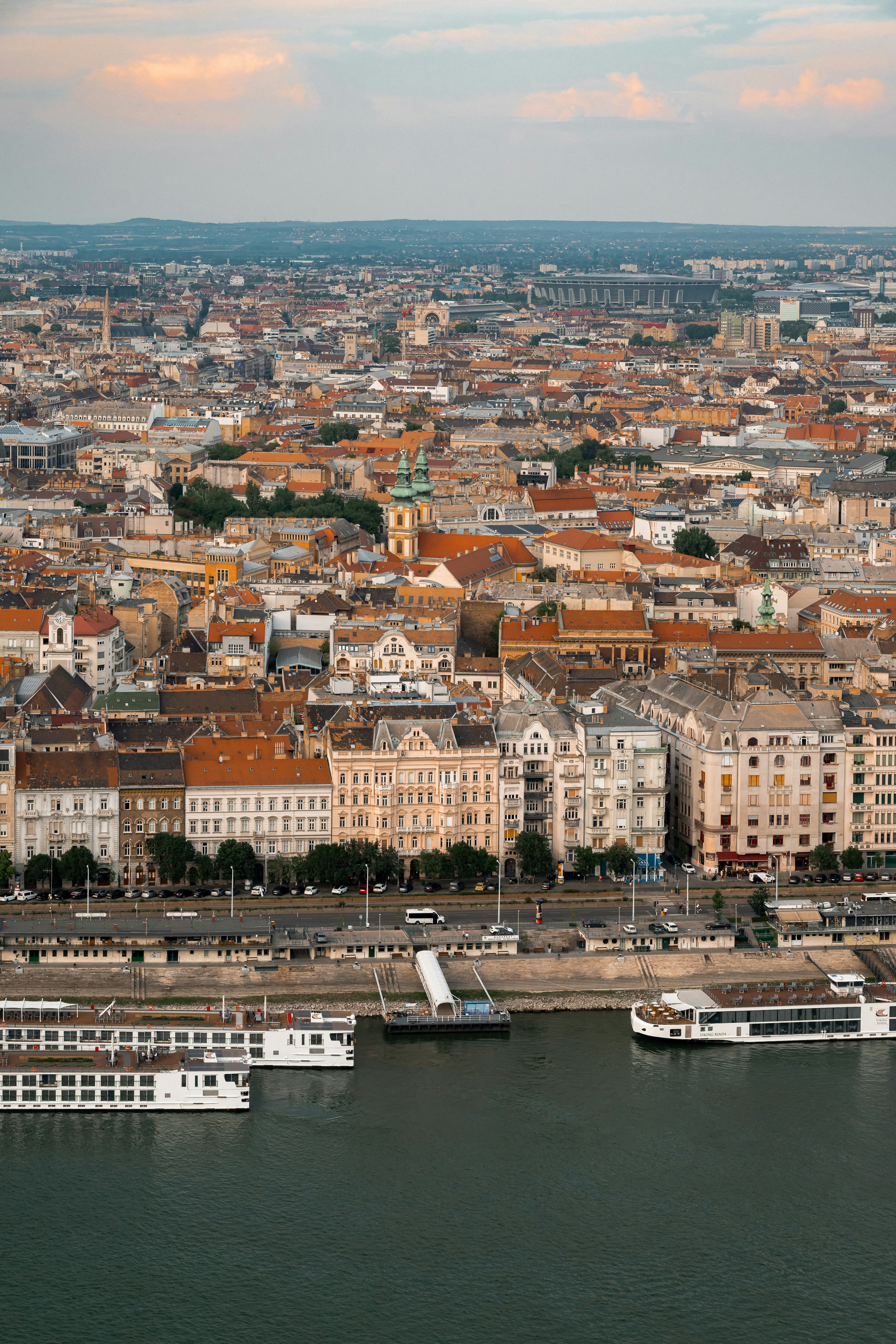 Riverside Mosaic: A Panoramic glance at a Hungarian cityscape