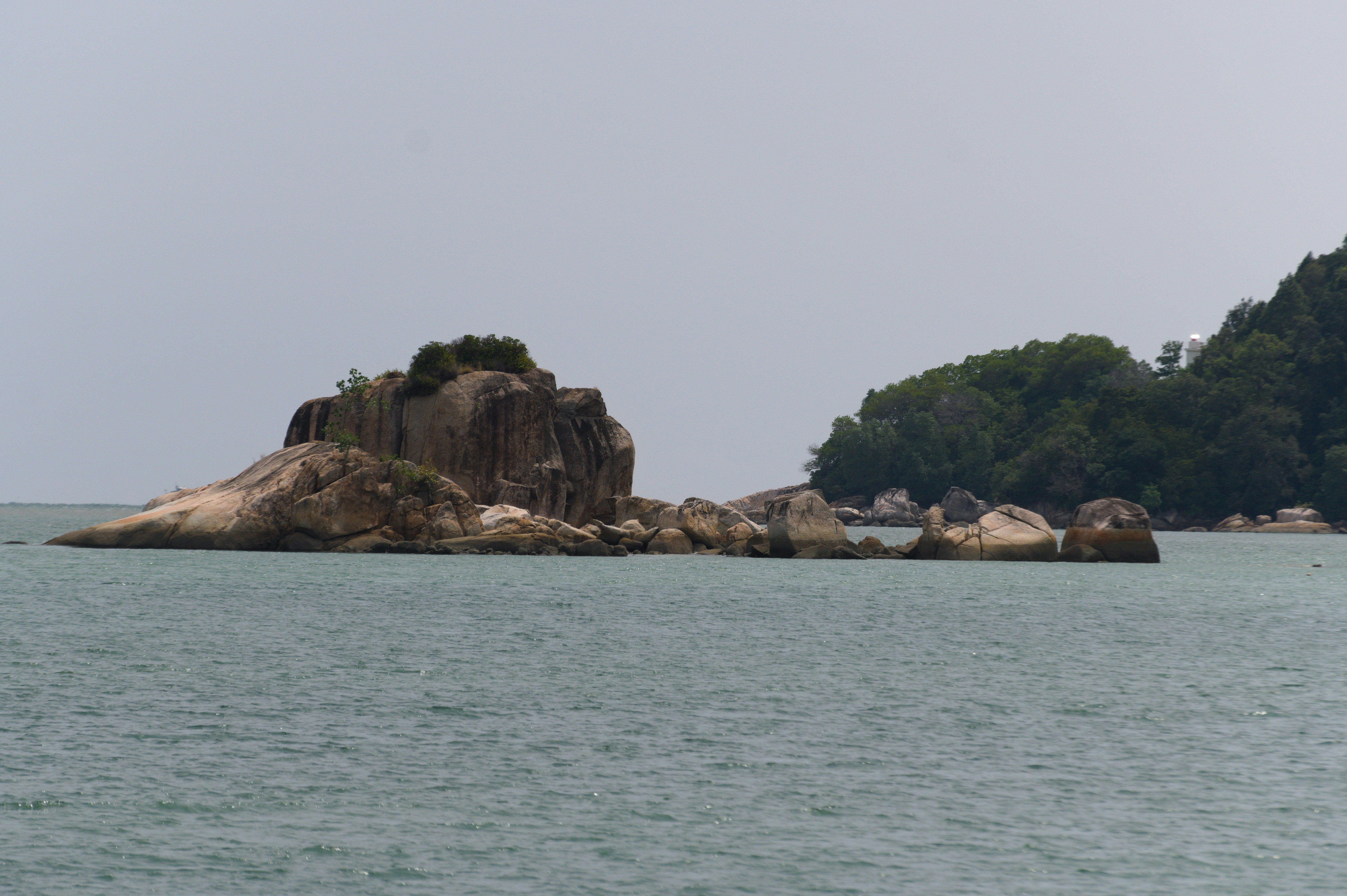 Stone Sea Realm: A Quiet Outcrop Breaking the Horizon