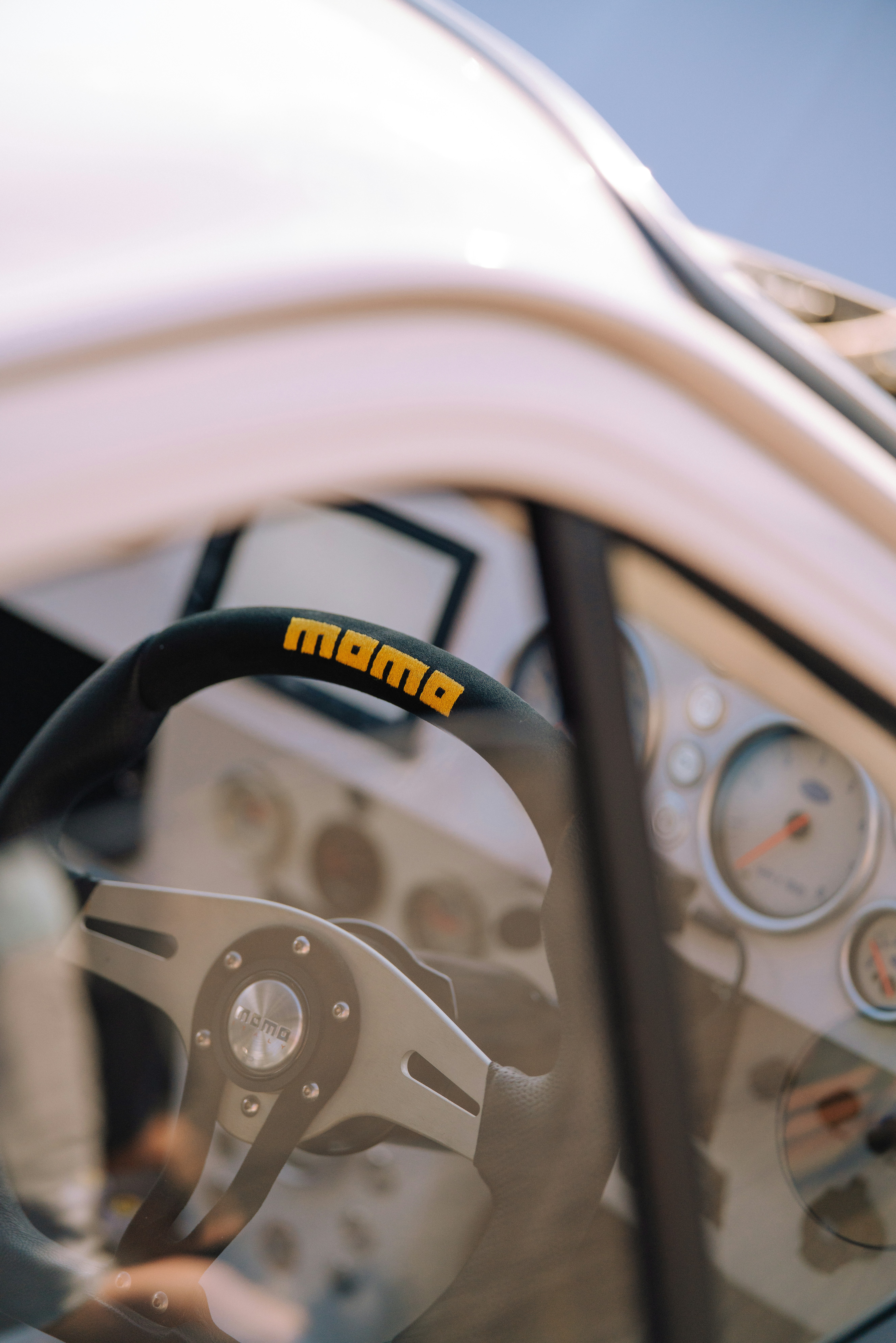 Tilted Cockpit: The Mamga Rim Steering Wheel in Motion