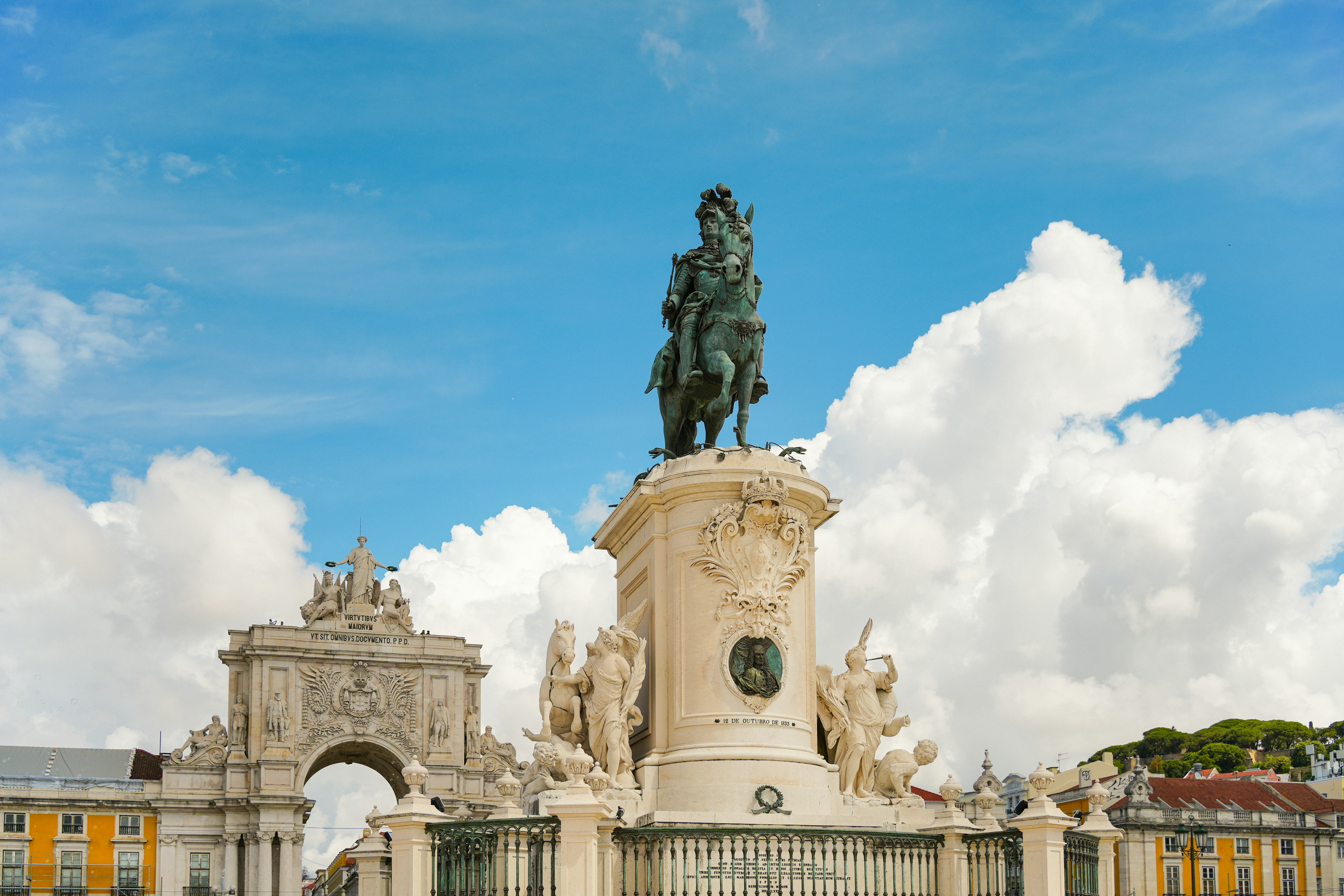 Equestrian Monument Brought to Center Stage Against a Skyline