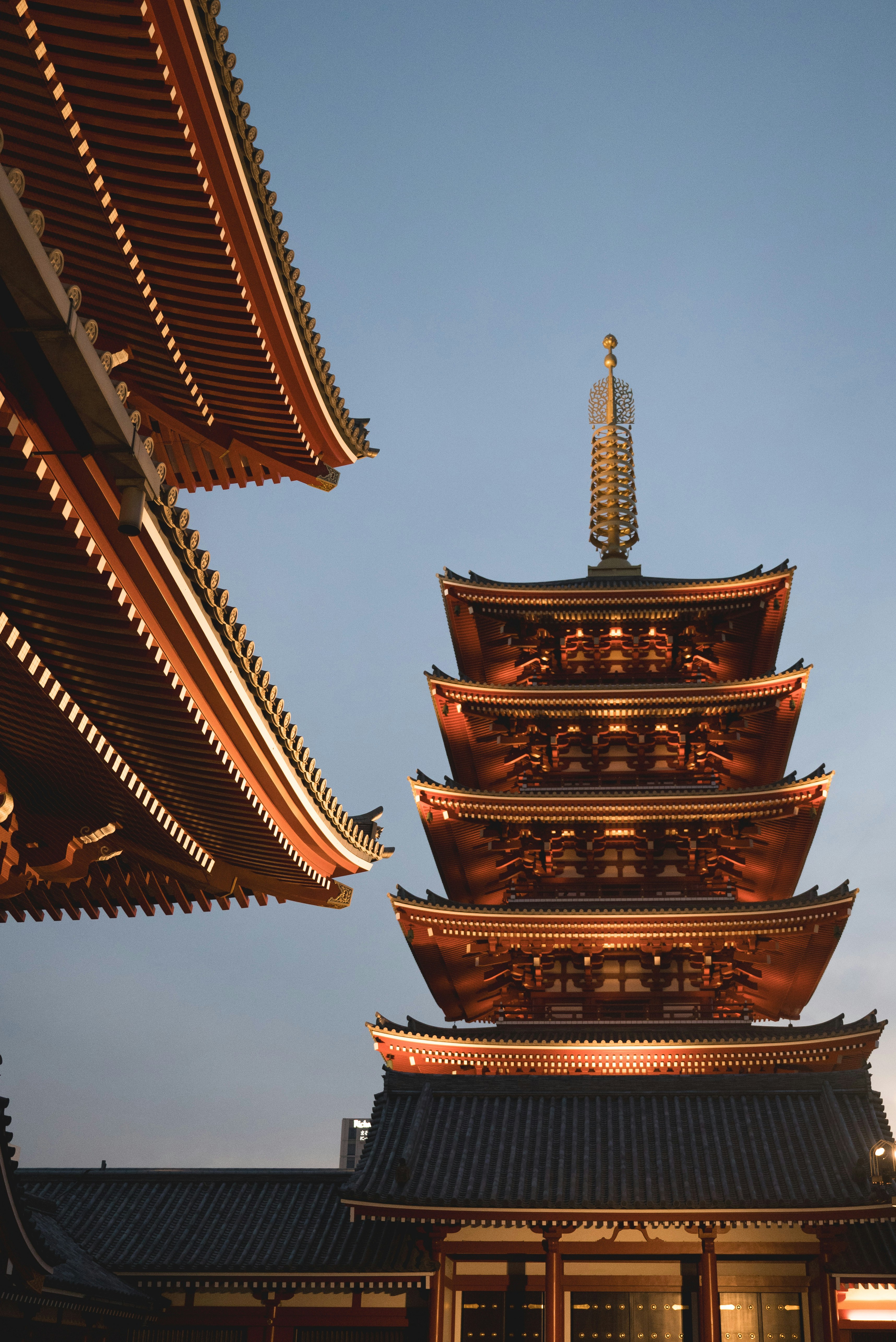 Rising Five-Tier Lantern: Nightfall Above the Temple Roof