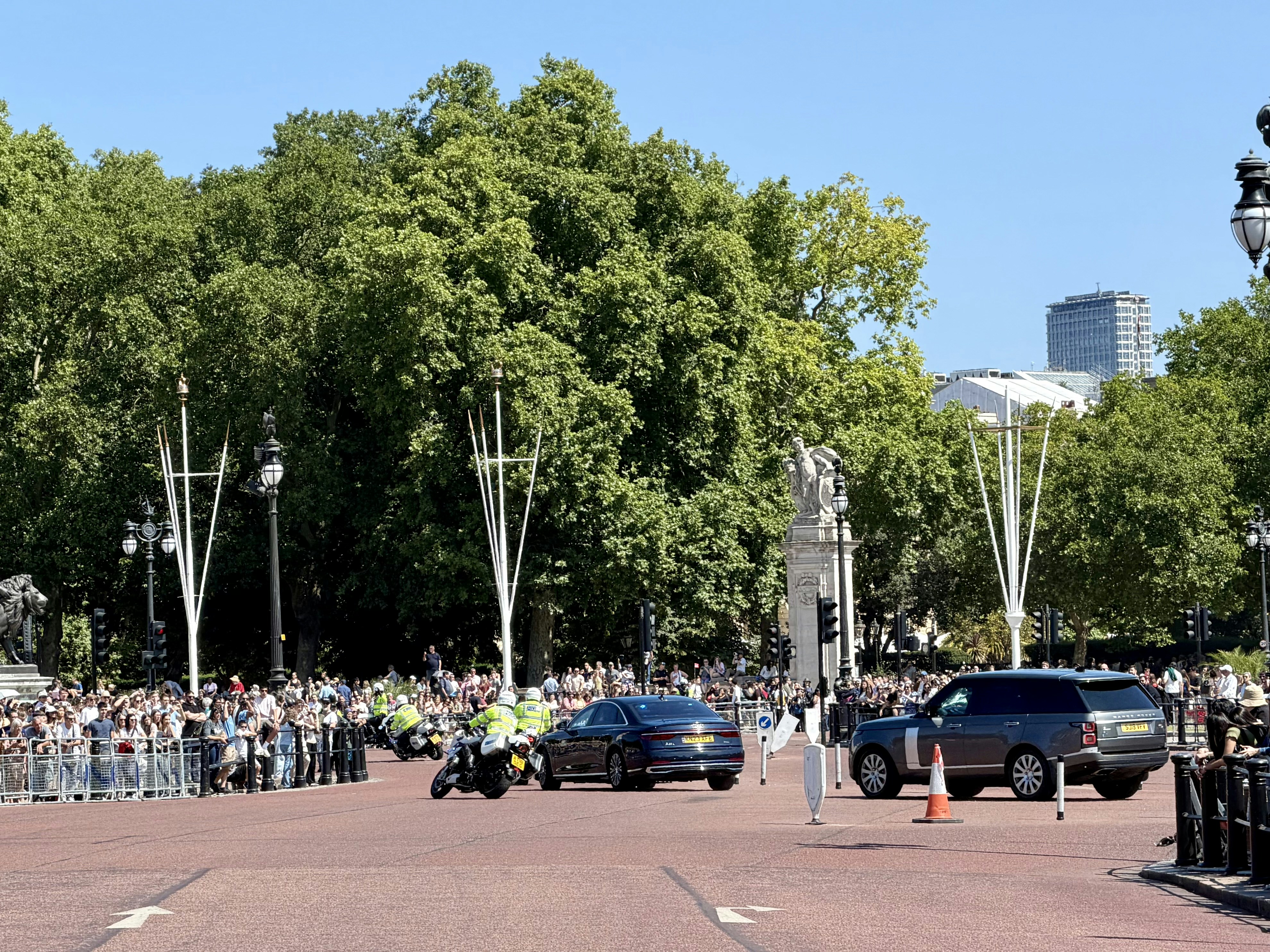 Keir Starmer arriving at Buckingham Palace to offer his resignation to King Charles. 20 July 2026.