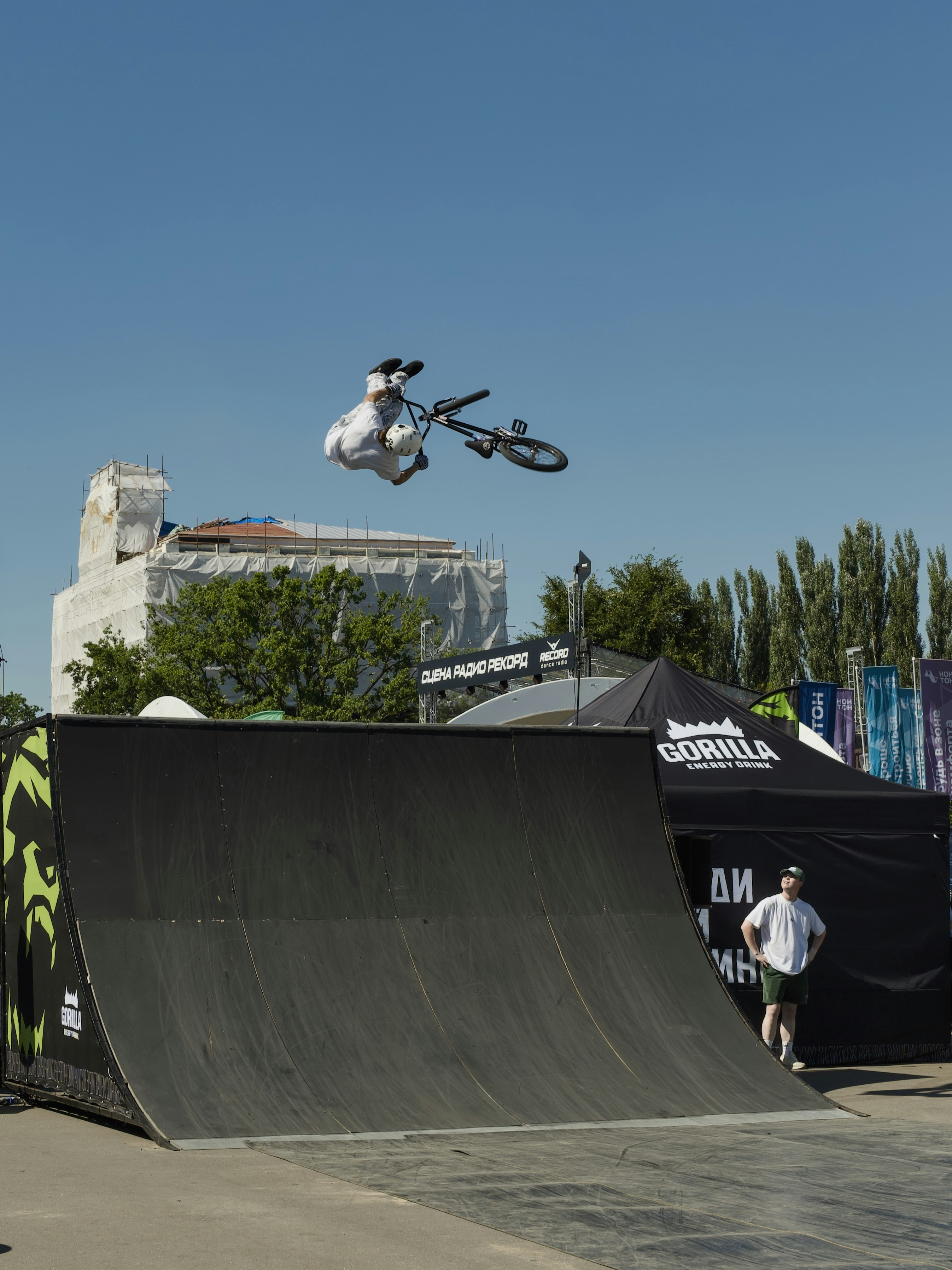 Aerial Trick over the Ramp: Bunnyflips at the Urban Park