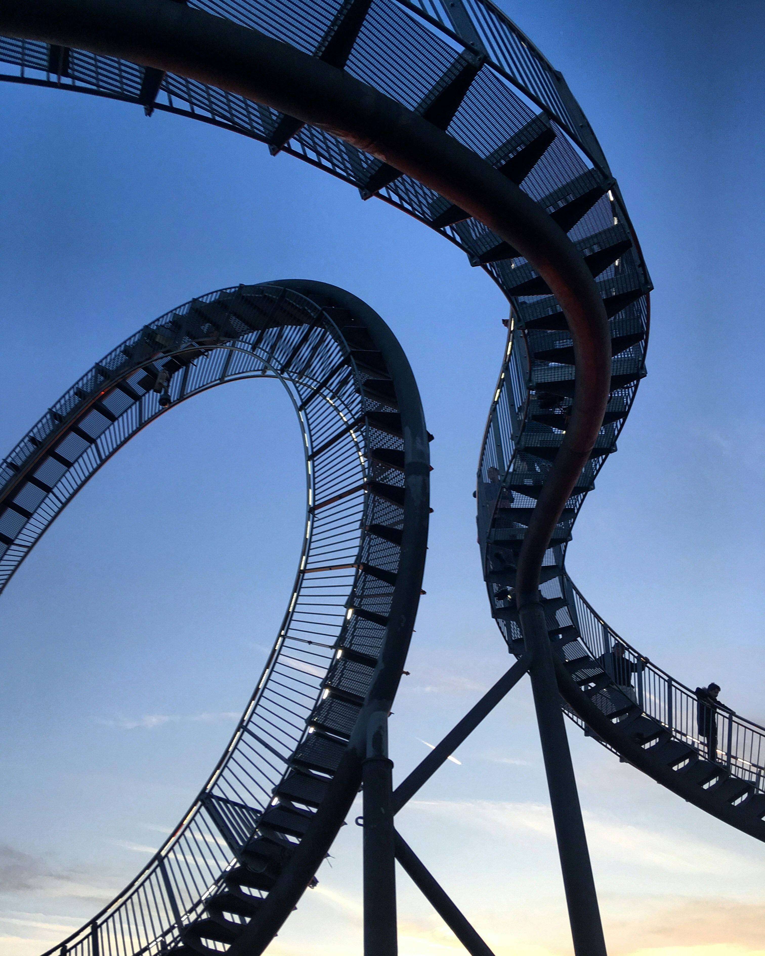 Spiral Ascent: A Steel Ribbon Reaching for the Sky