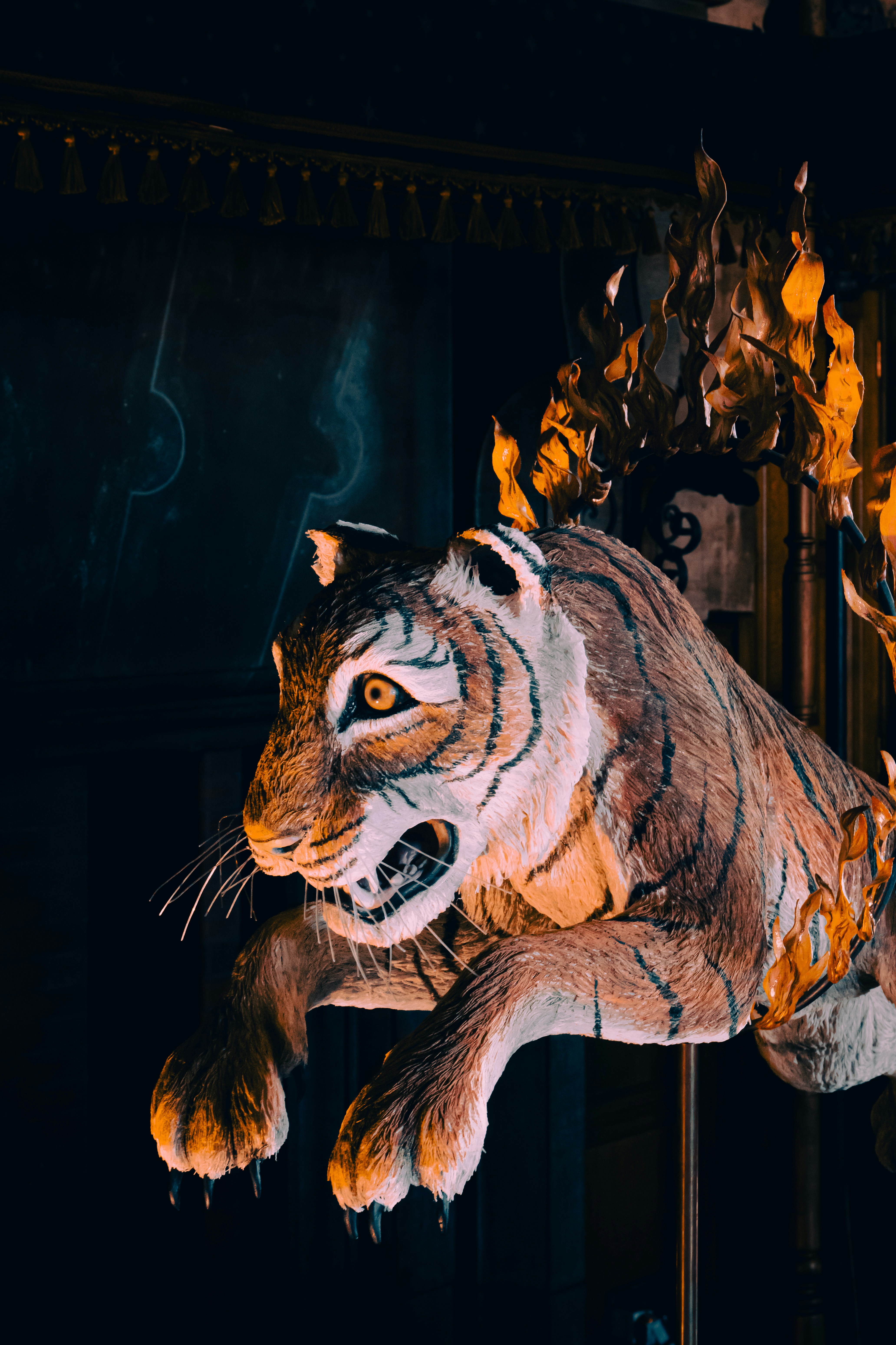 Midnight Breakout: Tiger on a Neon Stage