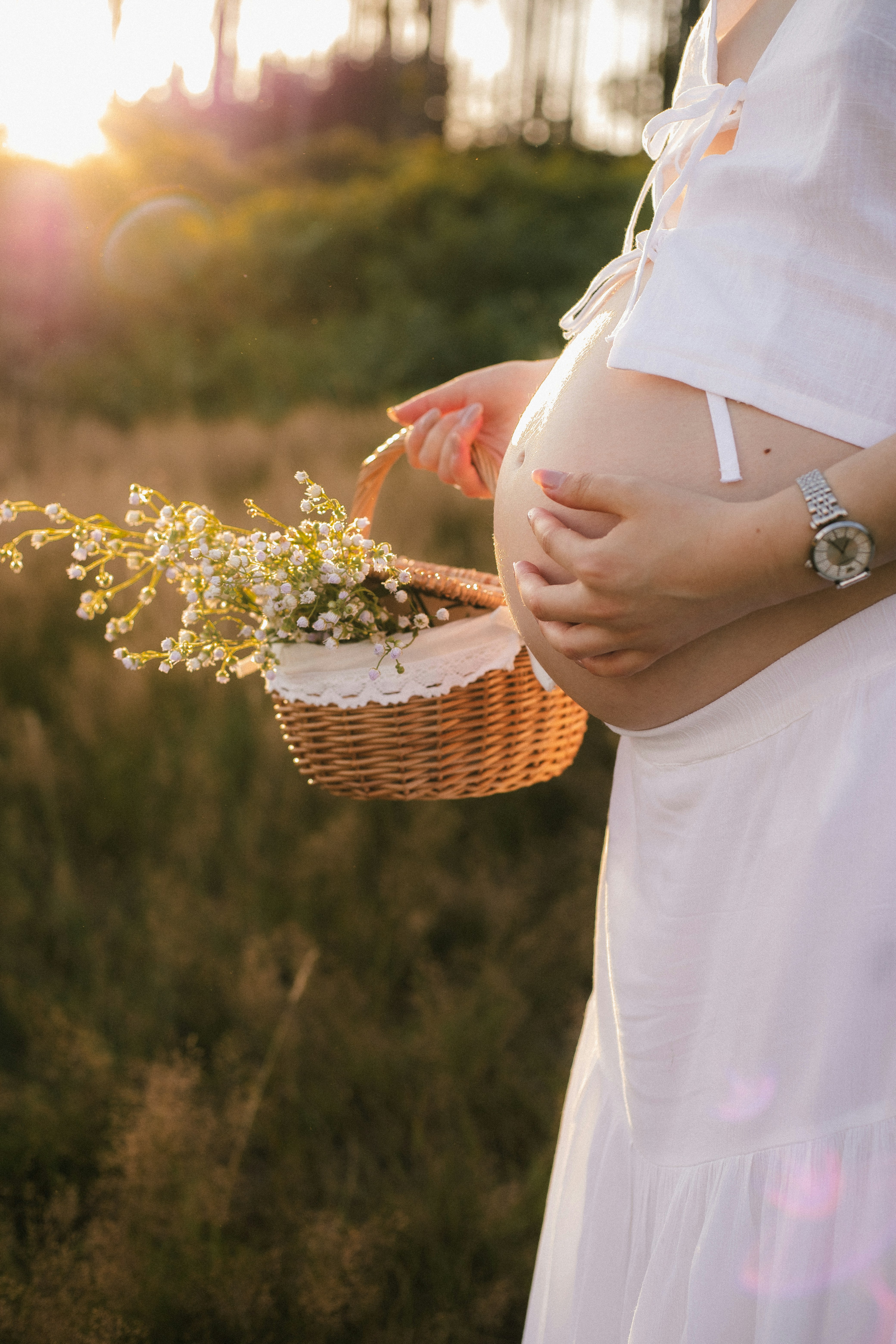 Blooming expectancy: the expectant glow of motherhood