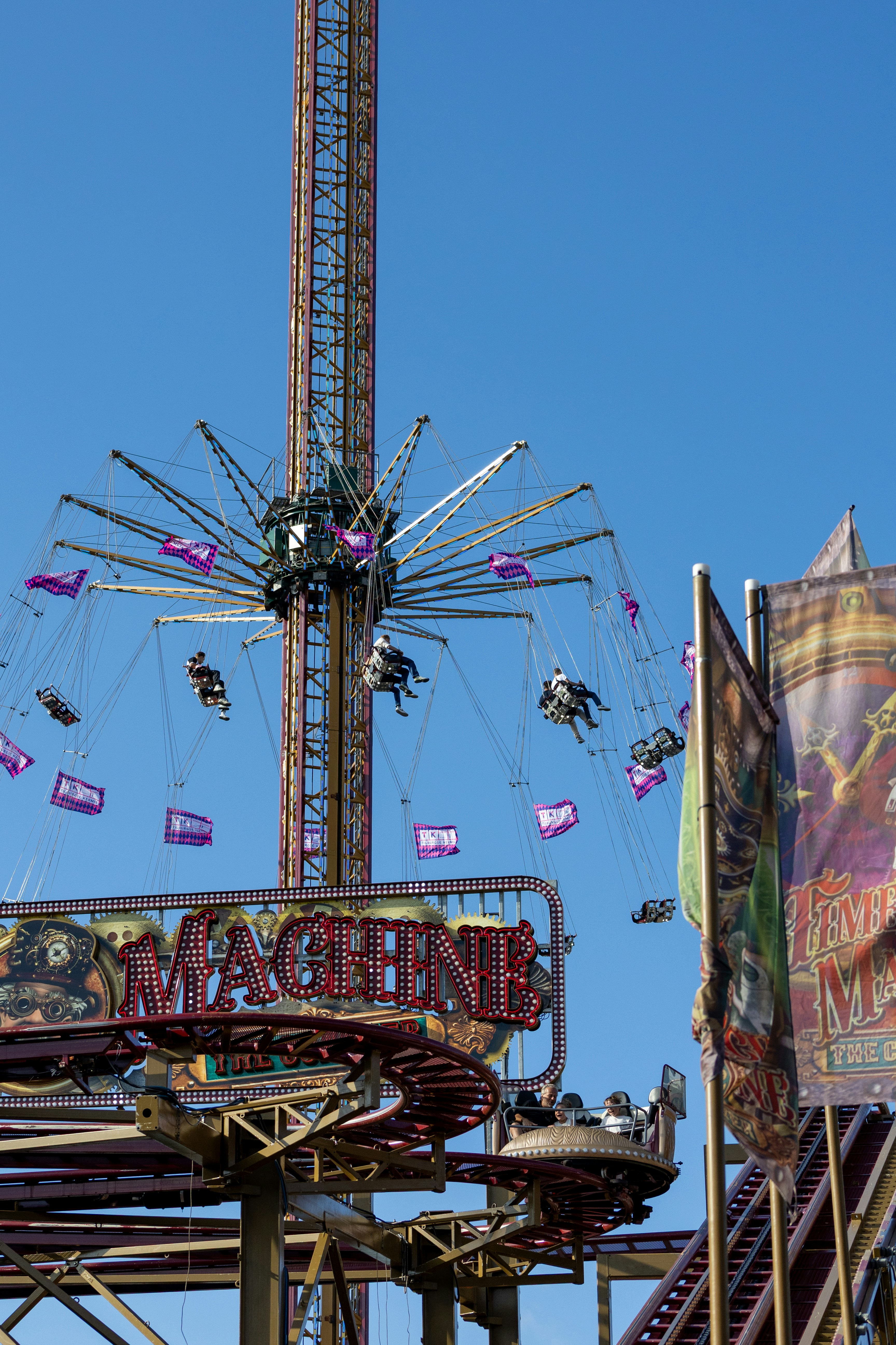 Electric Whirl: The Magnhtre Carousel in Motion