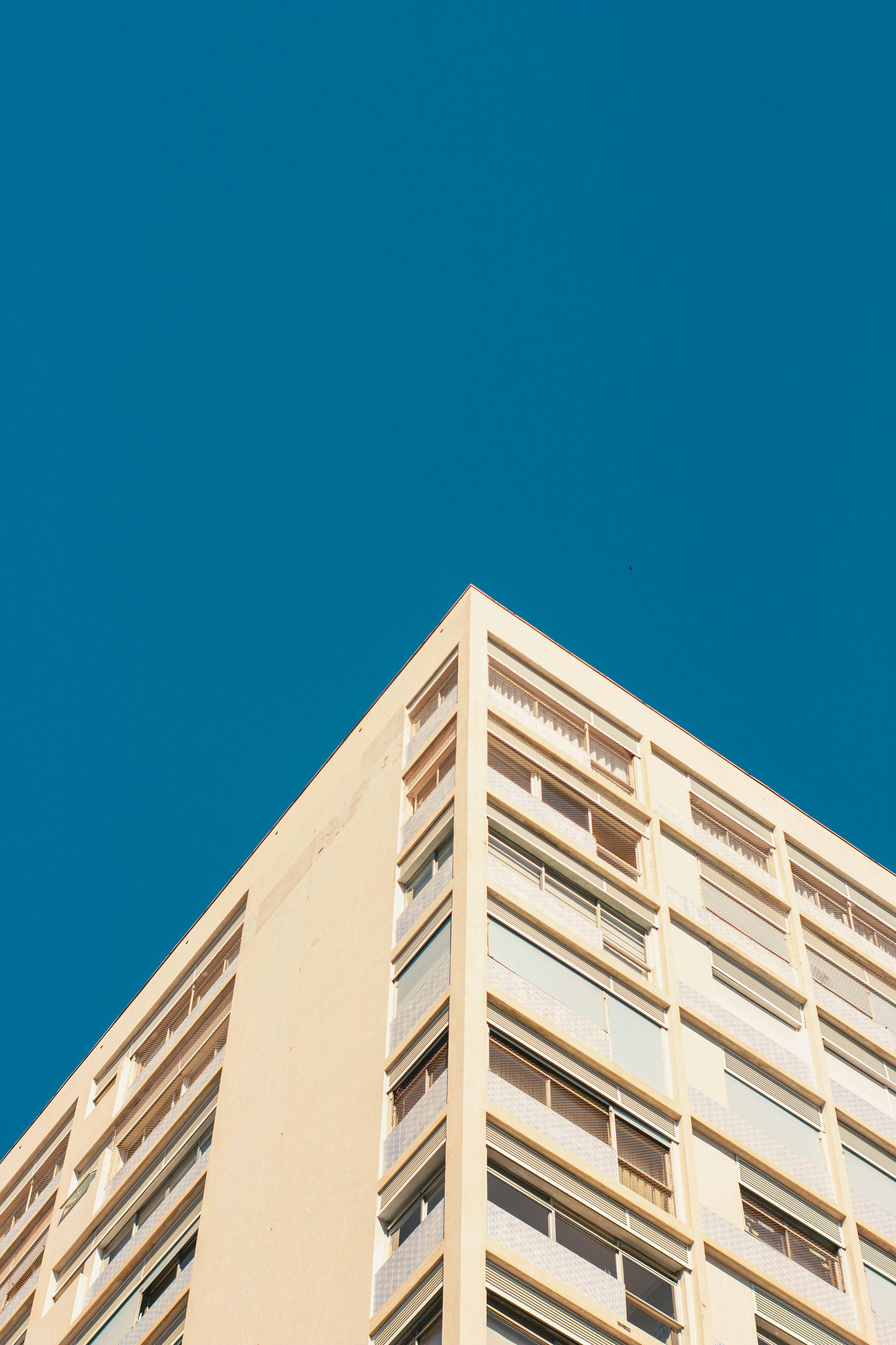 Corner of the Skyward City: An Angle on a Sharp Apartment Block