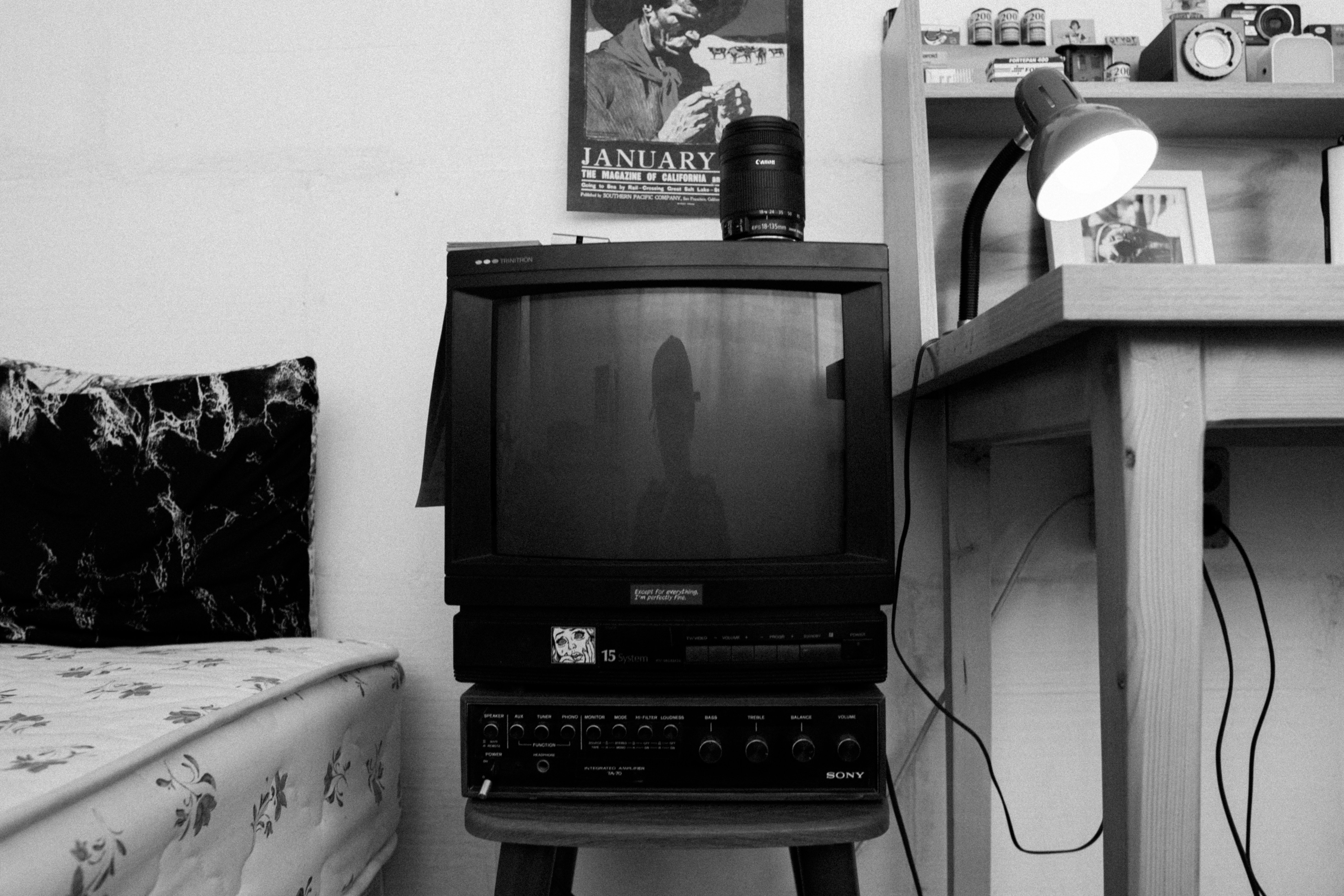 Time Capsule in Mono: A Living Room Moment with Aging Tech