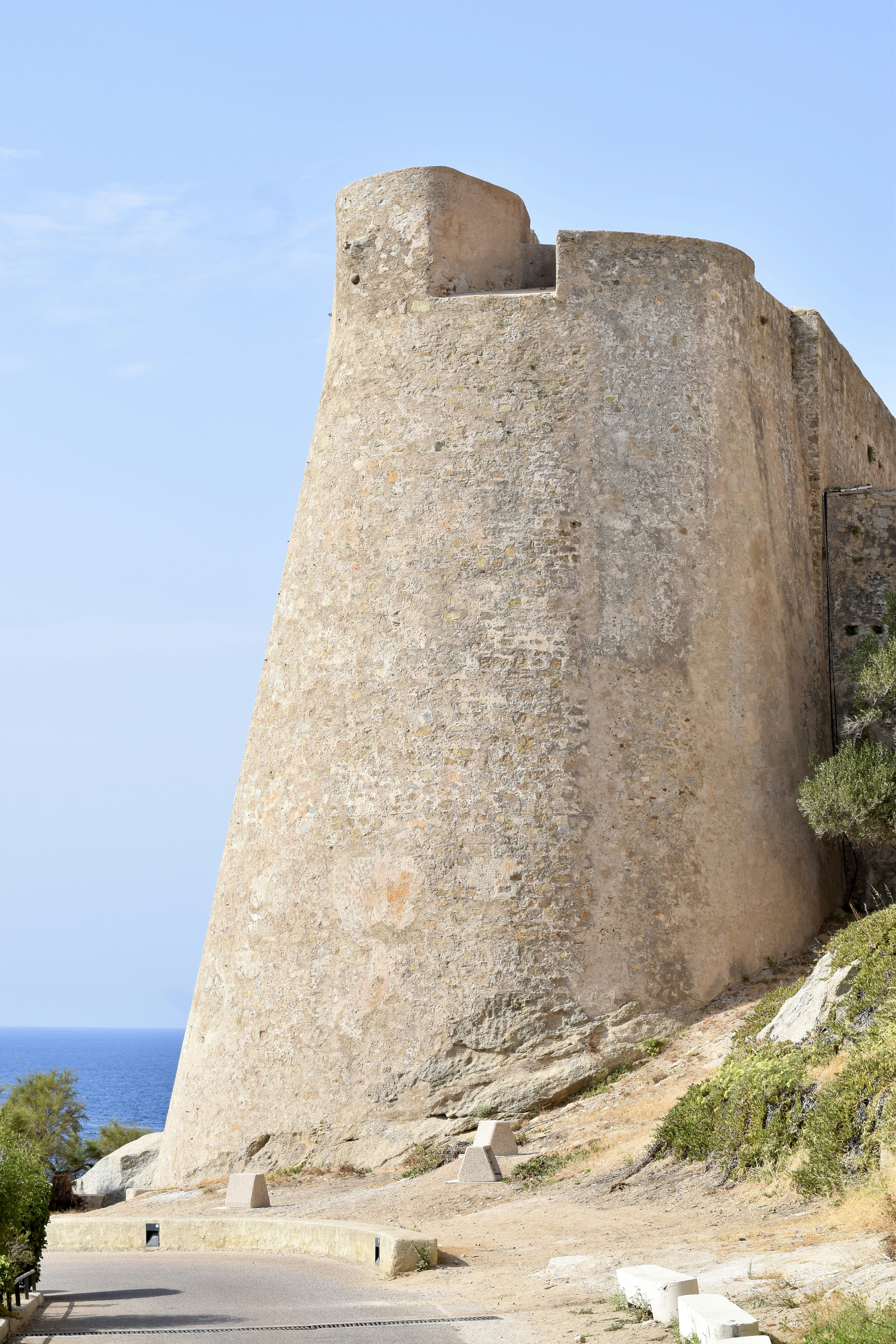 Impressive walls surrounding the citadel of Calvì