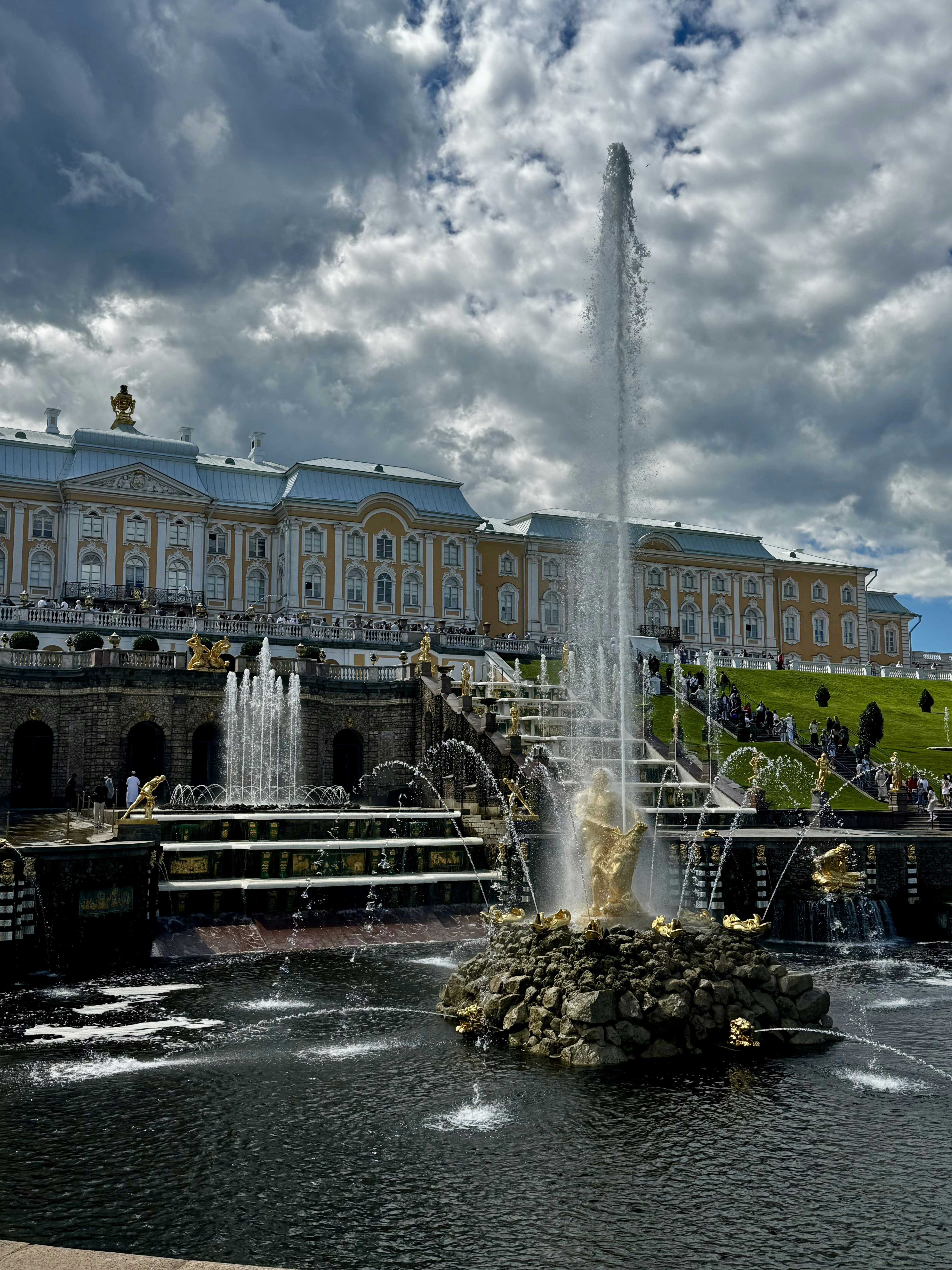 Golden Fountain Centerpiece at Winter Palace Terrace