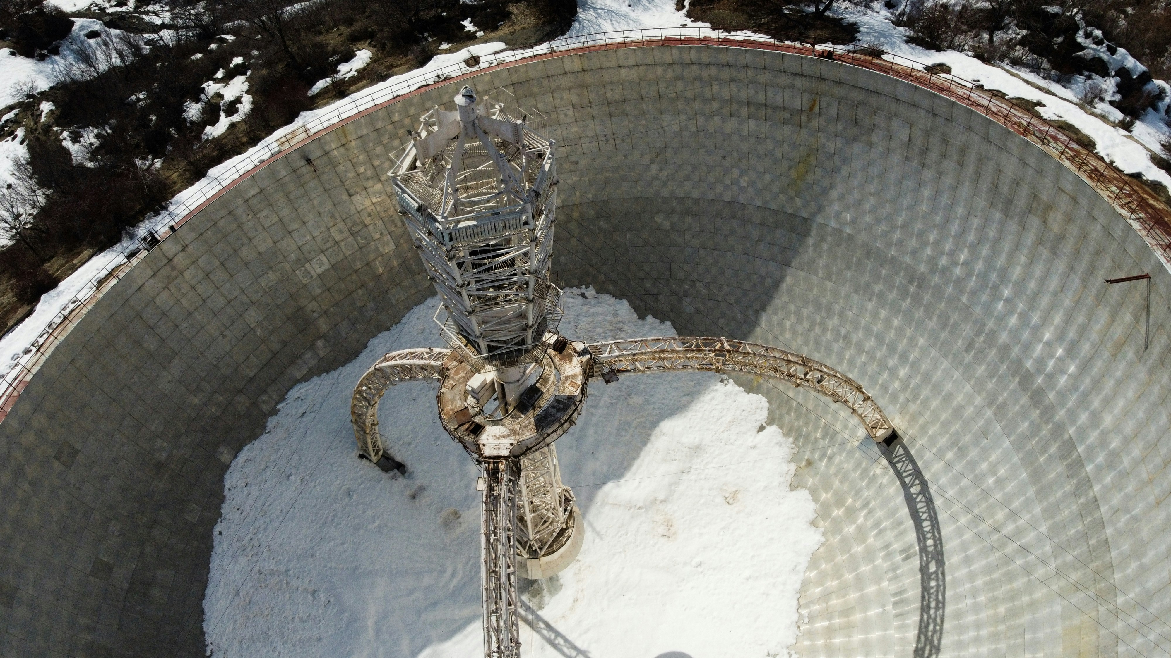 Circular Snow-Scape: A Drone’s Eye on the Monument