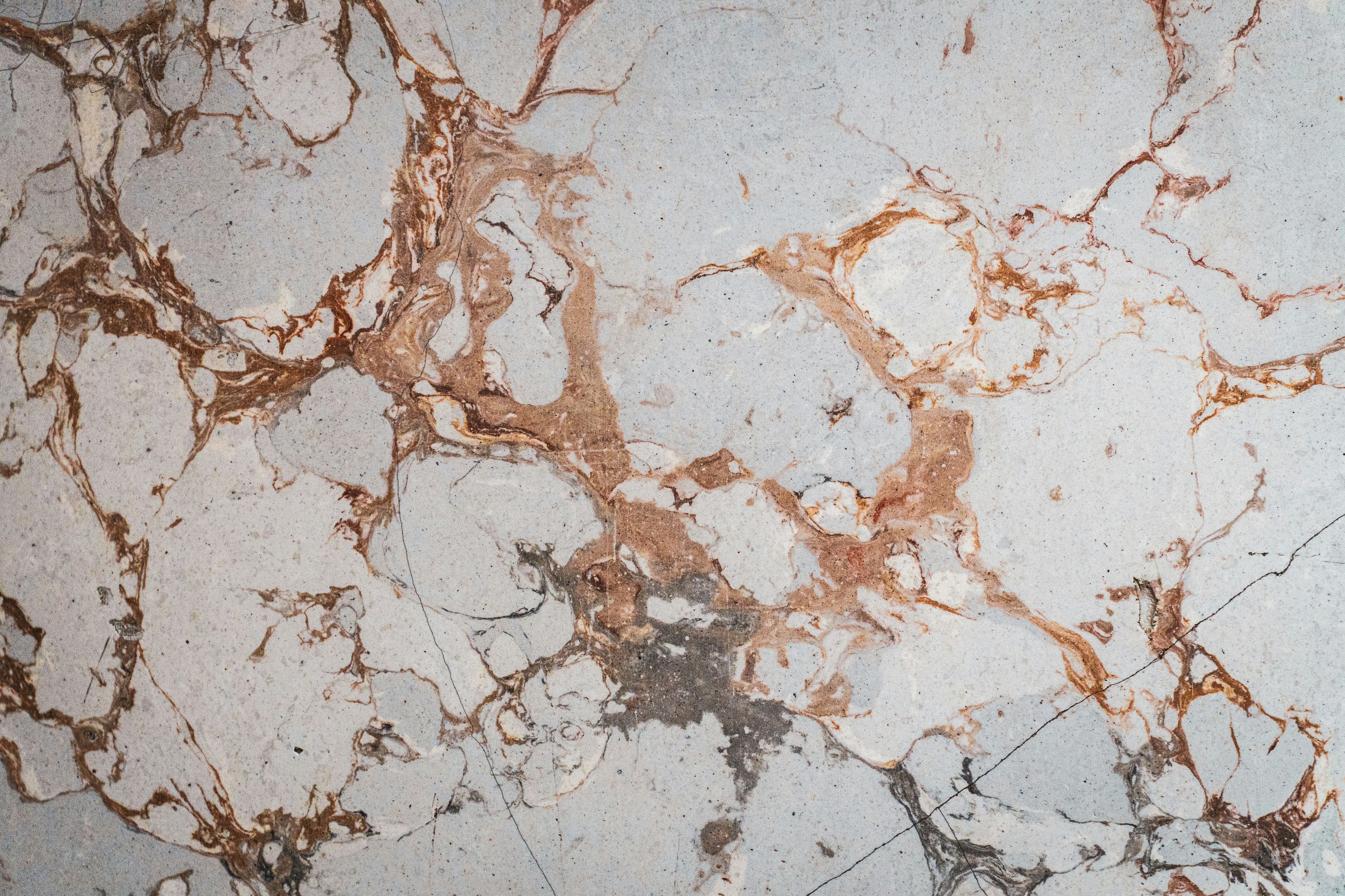Marble Veins: Earthy Patterns Across Light and Shadow