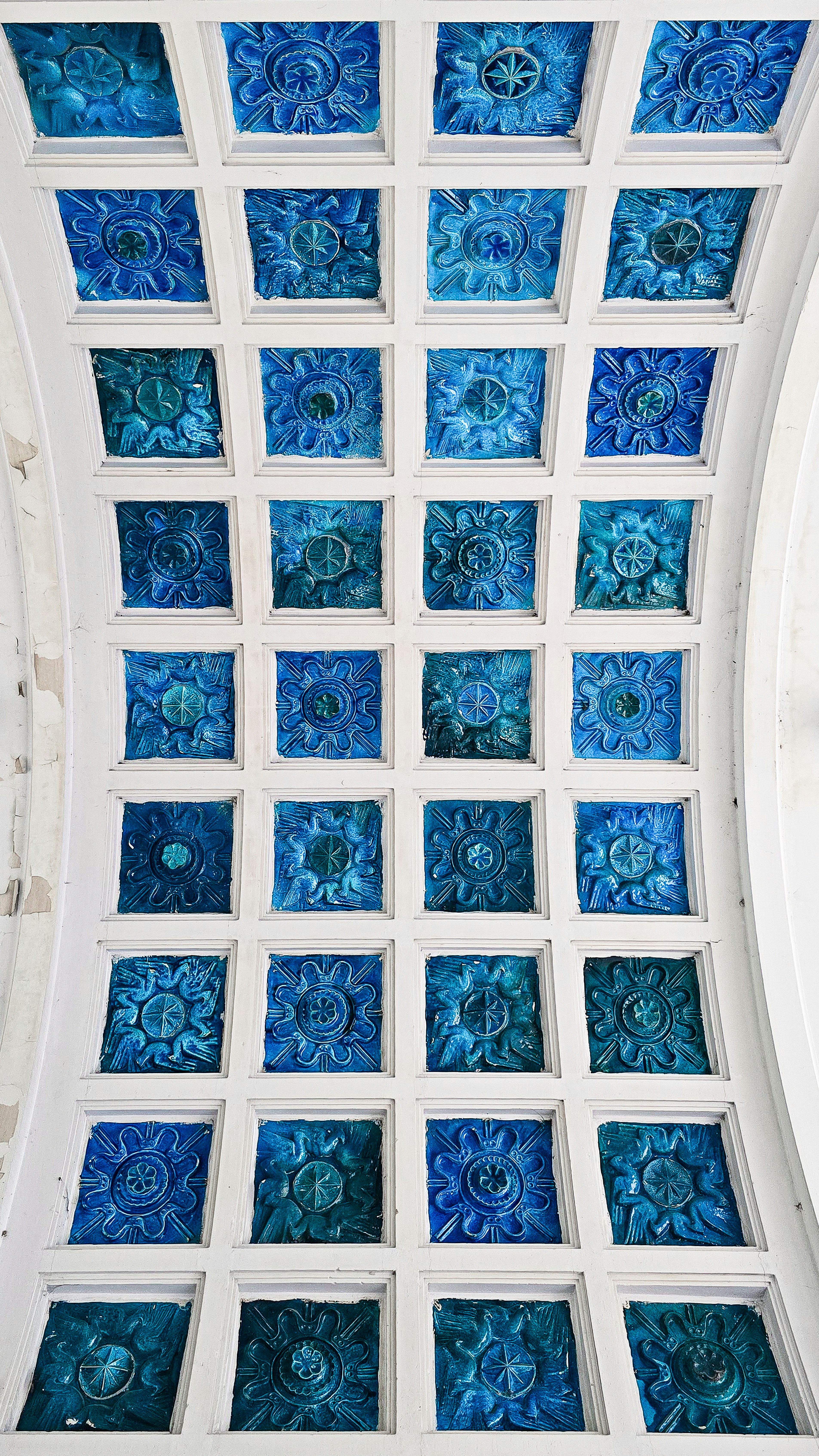 A Cathedral of Blue Tiles: Repeating Geometric Ceiling Awe