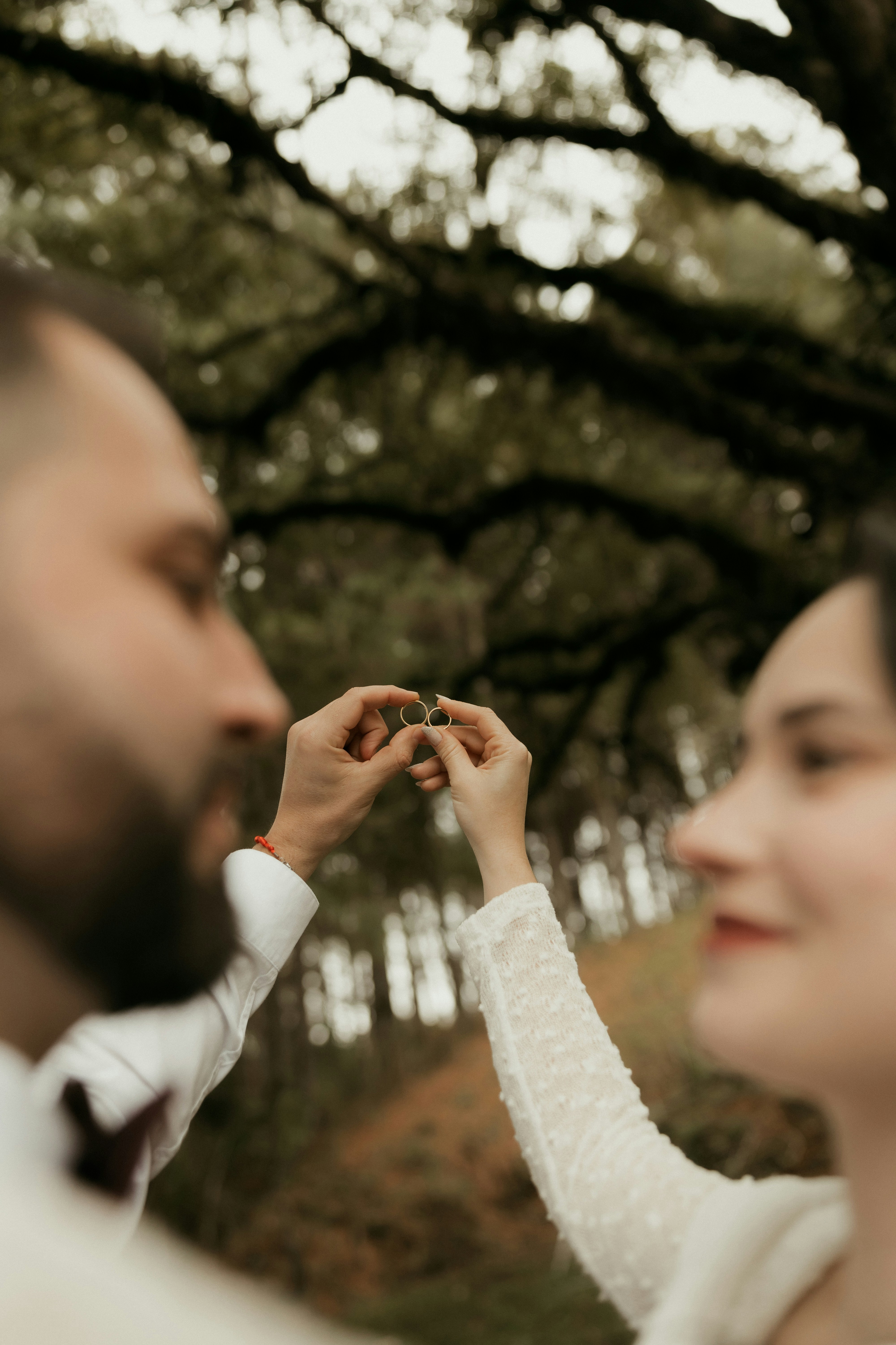 Rings of Promise: Grasping an Exchange in Soft Focus