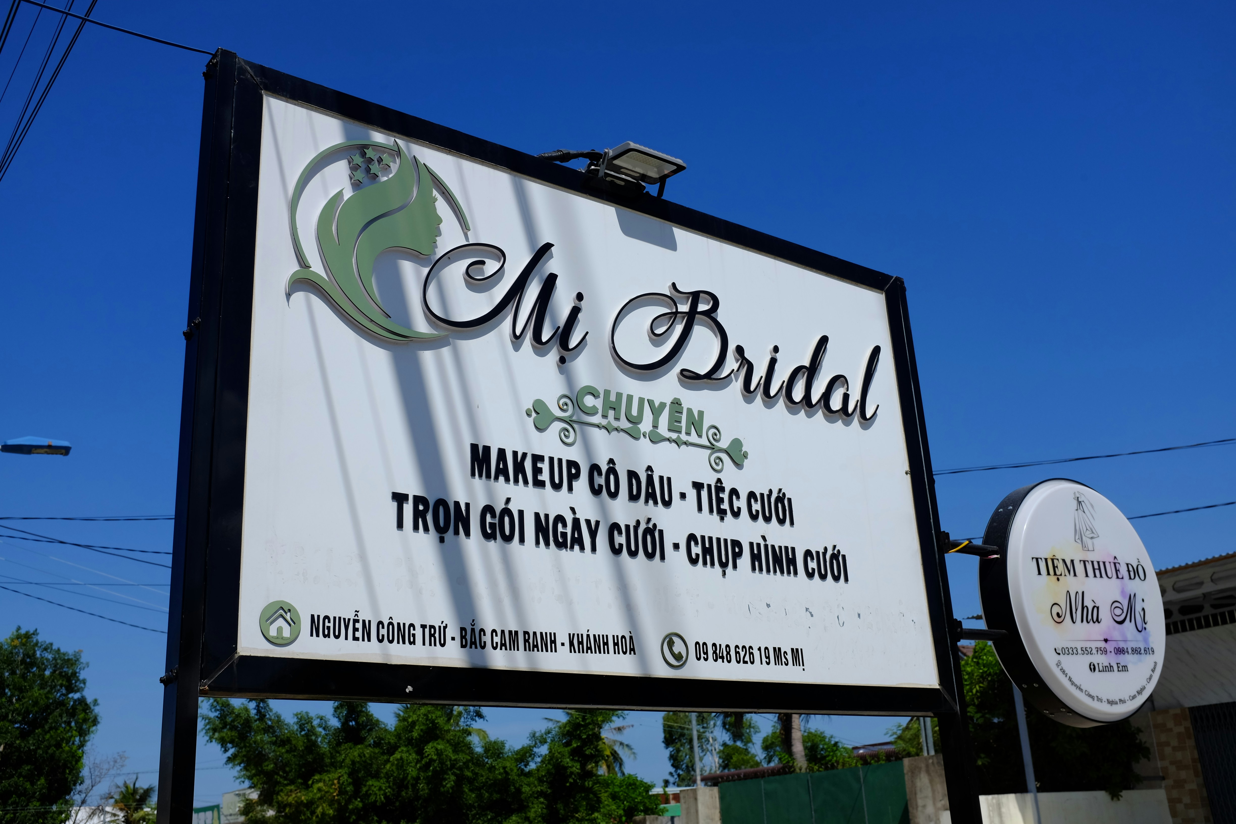 Chi Bridal: Bold Signage Against Clear Skies