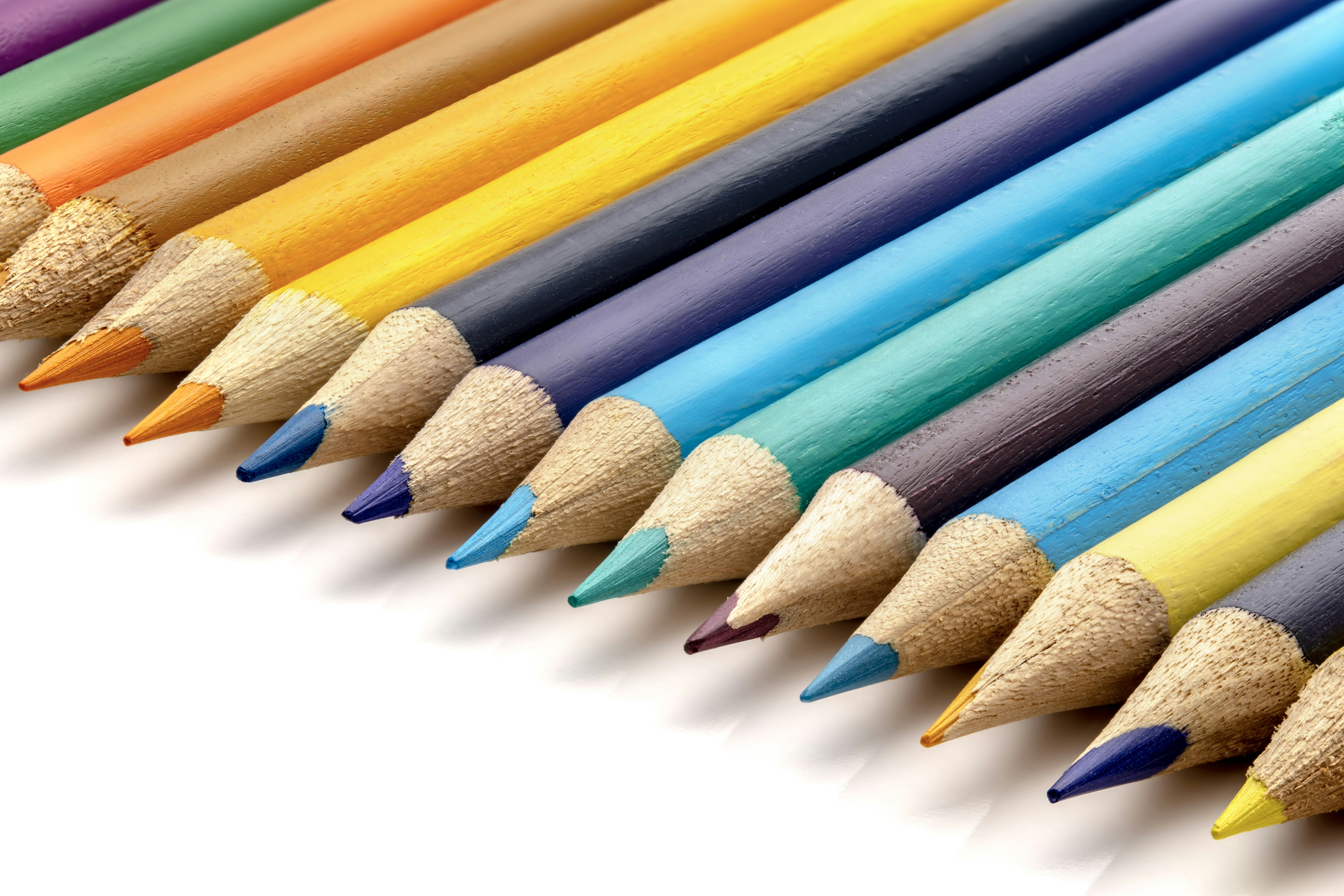 Crayon Constellation: A diagonal palette of colored pencils