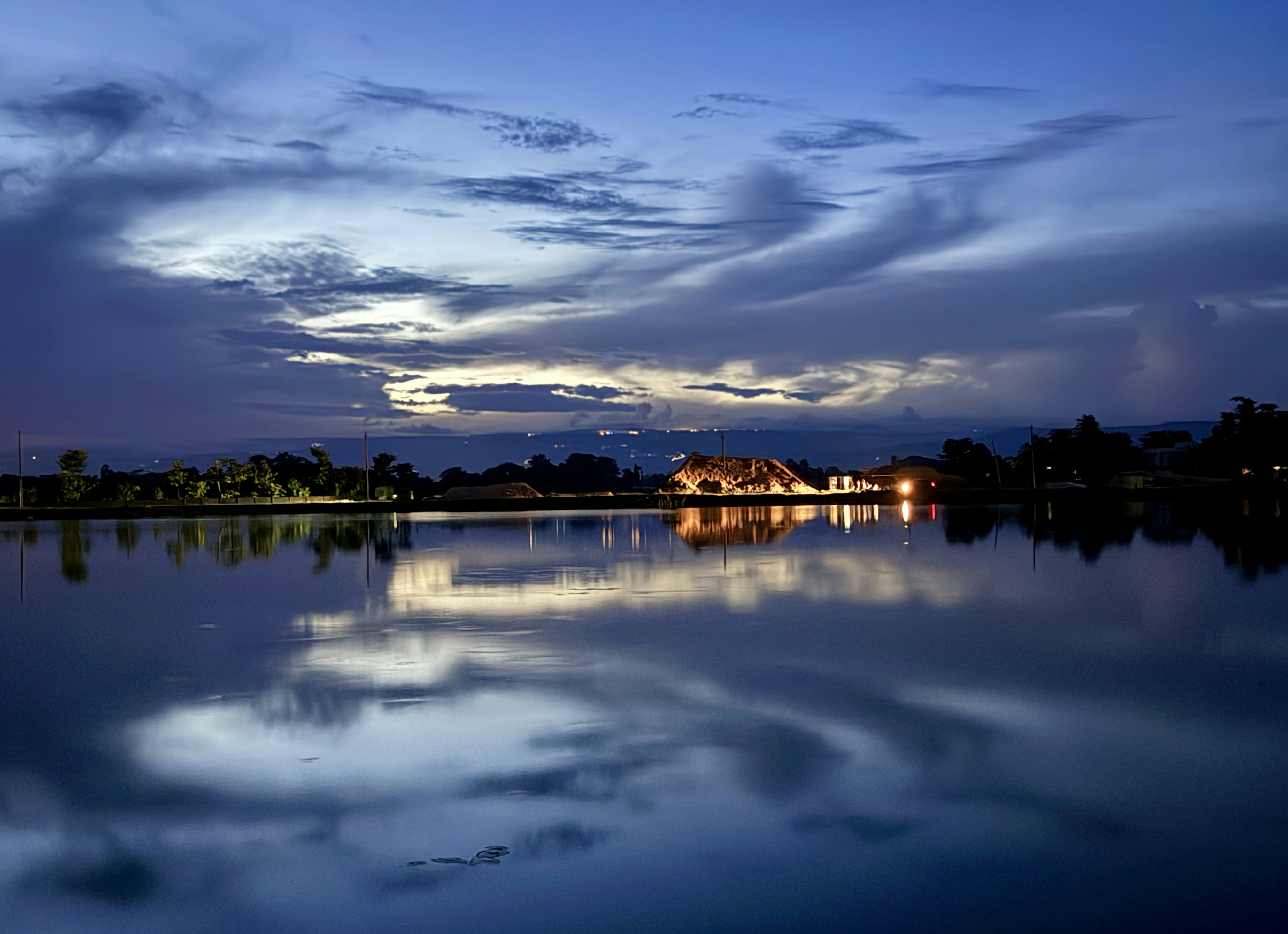 Twilight Lake: Lanterns on a Quiet Waterfront