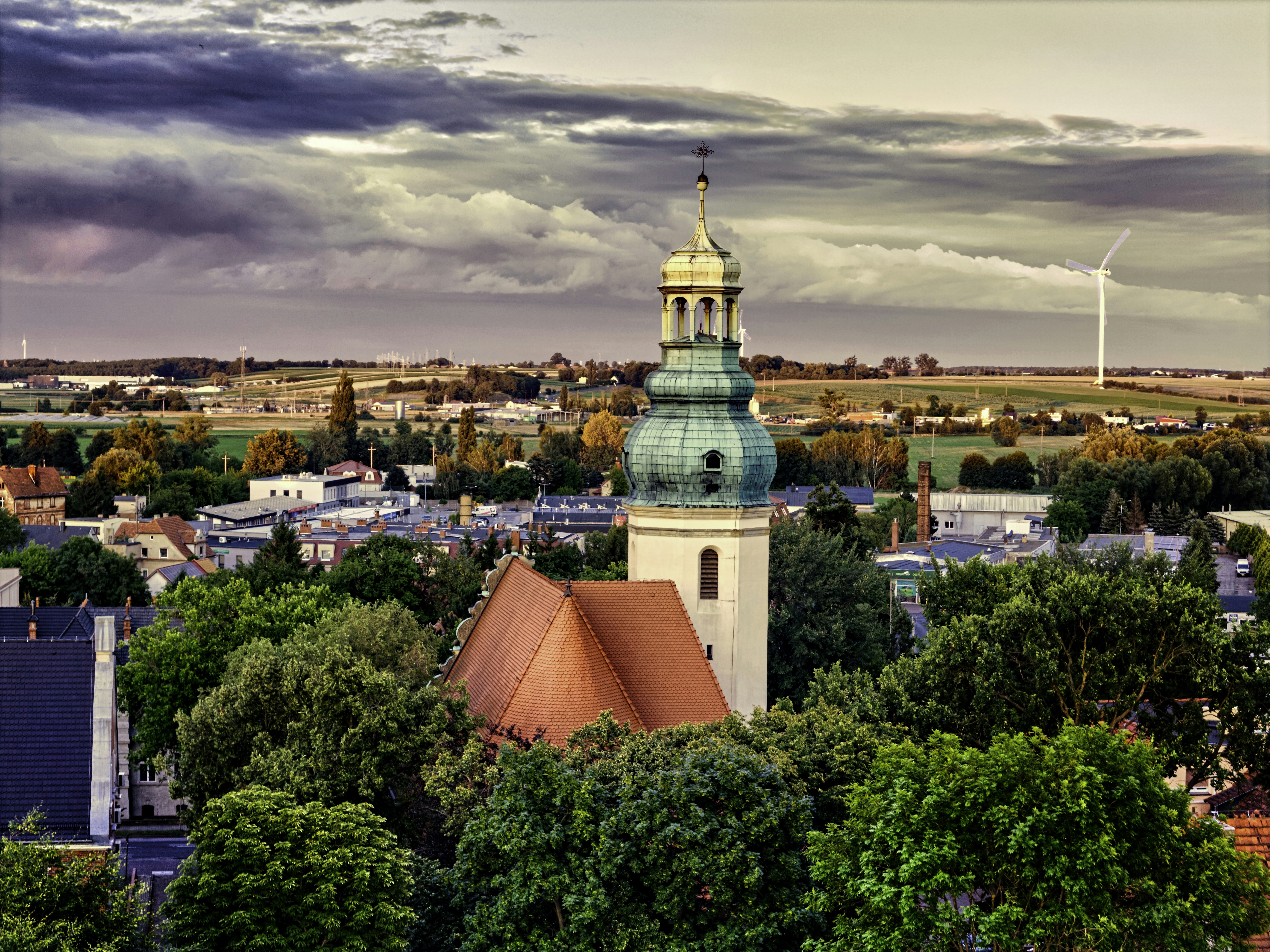 Green Cupola, Red Roof, and a Quiet Horizon