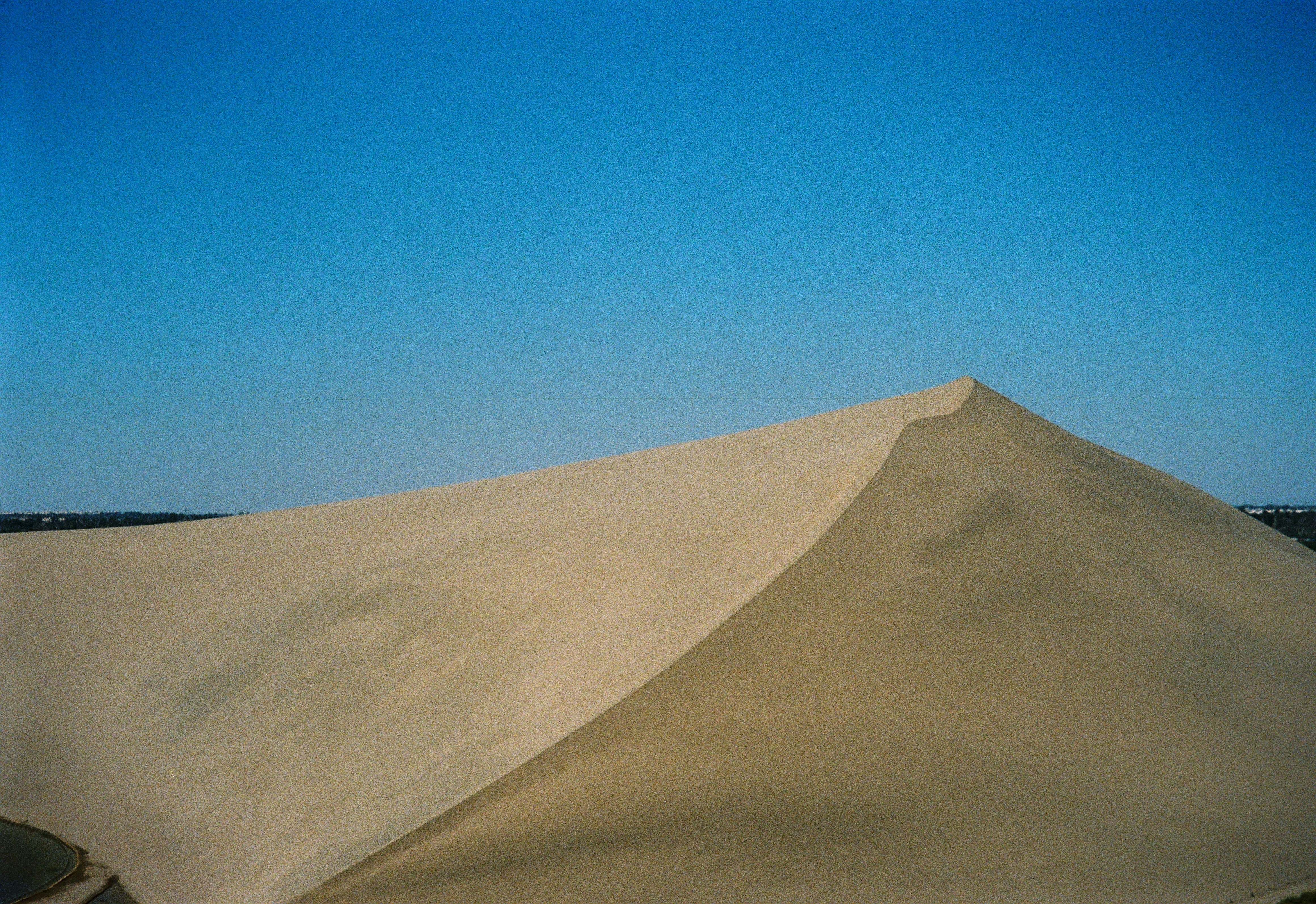 Twin Ridge between Desert Arches