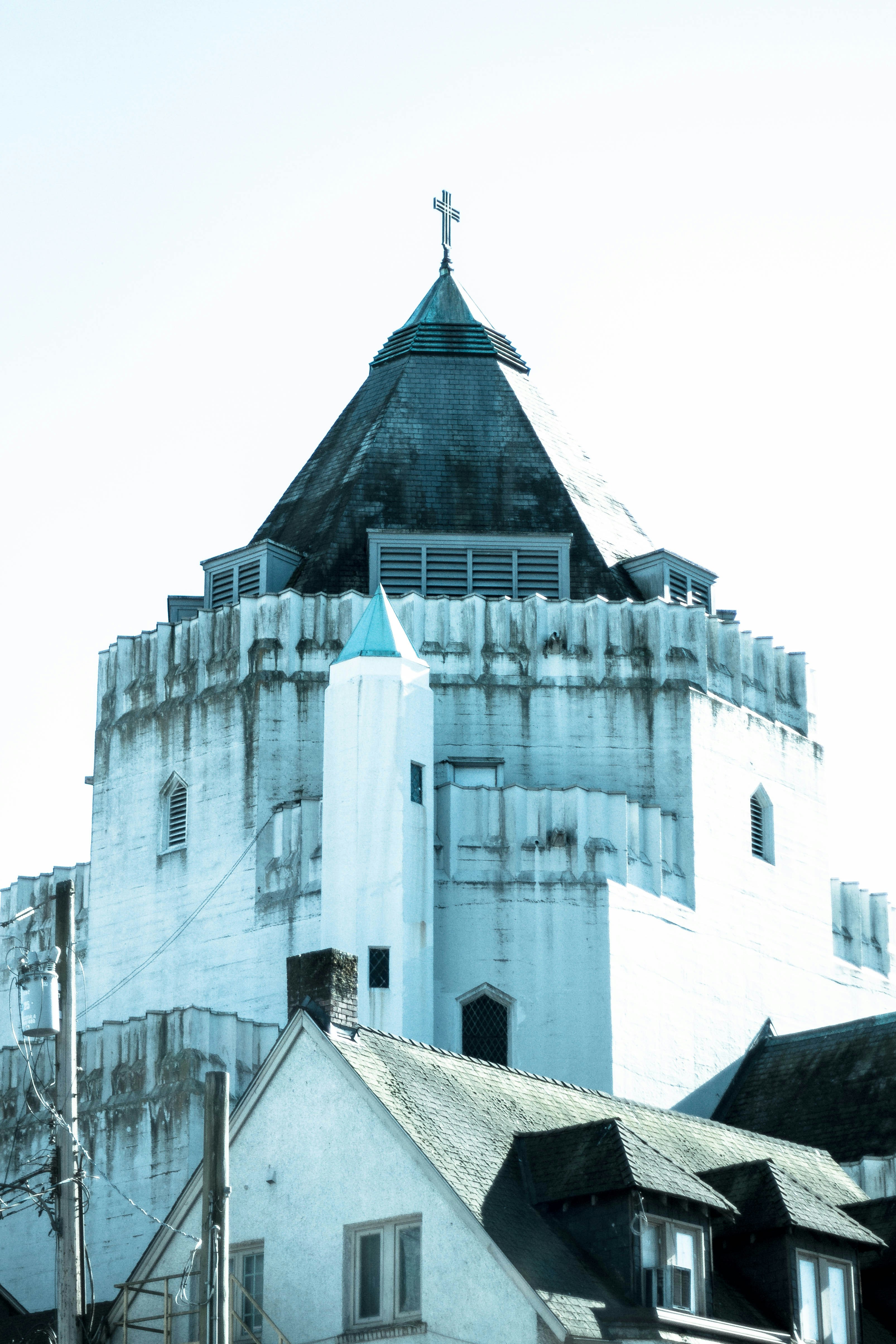 A White Fortress Under a Pale Sky