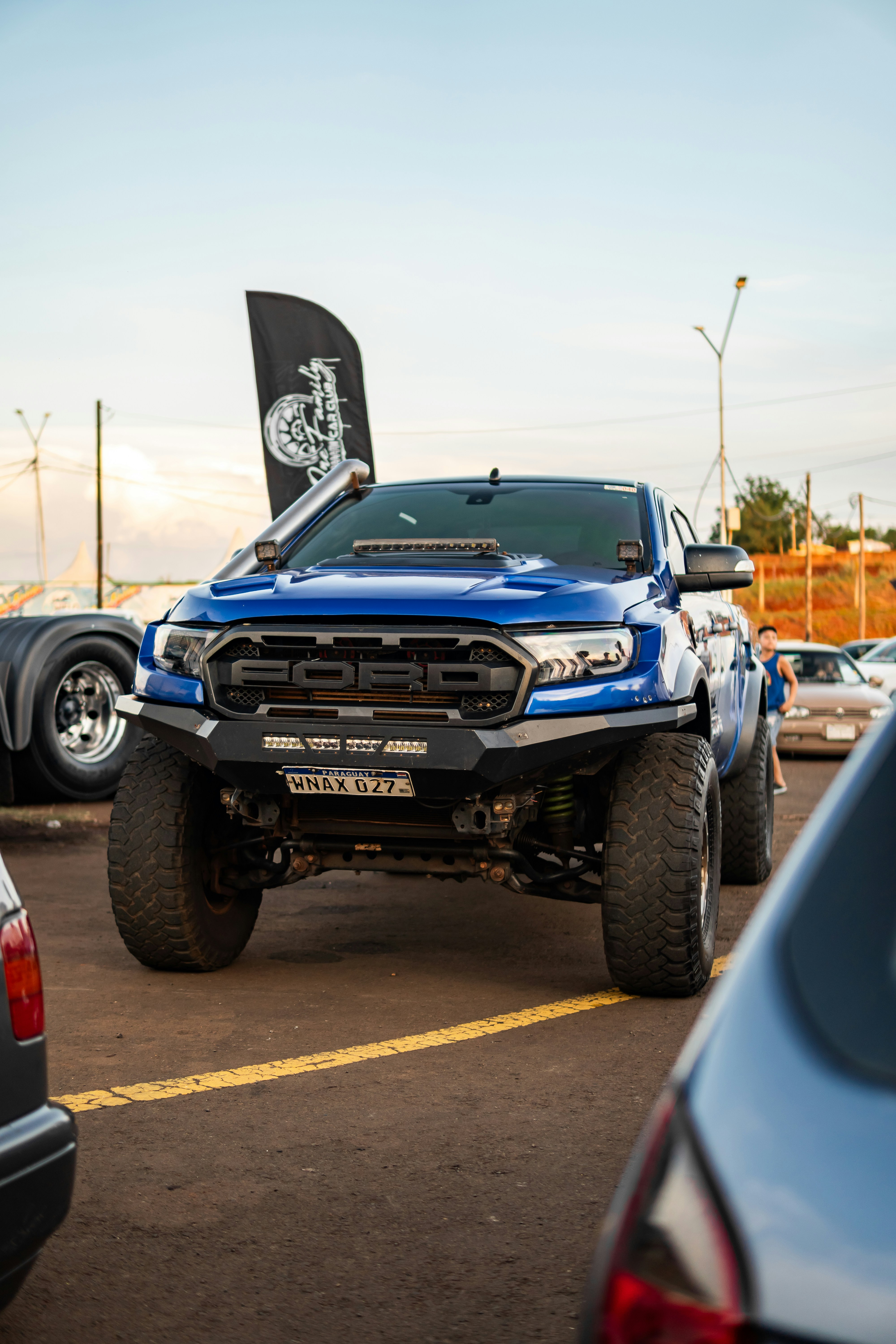 Blue Ford Raptor Dominates the Showline