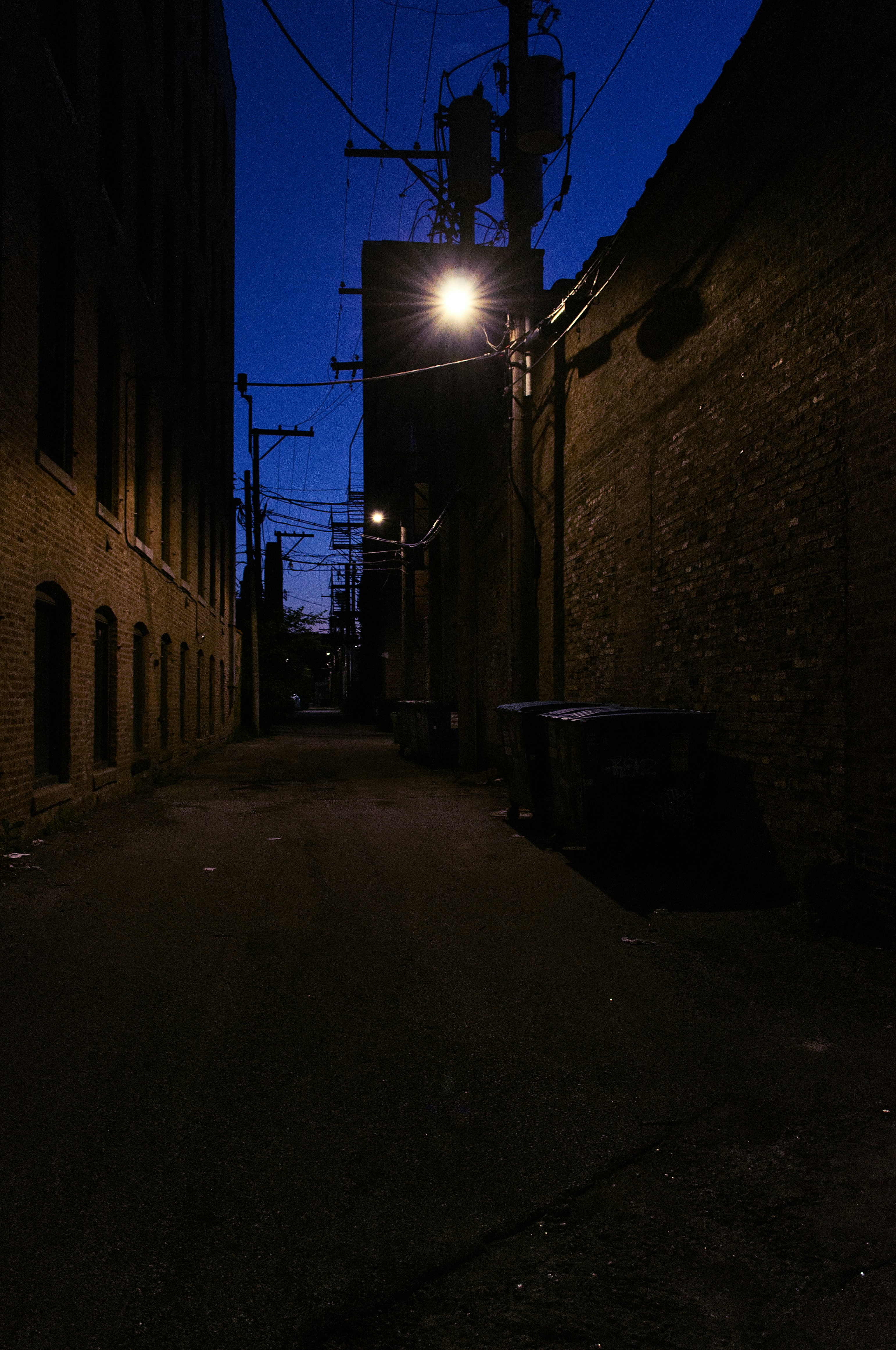 Midnight Alley Underward Starlight: A Neon-Blue Quiet