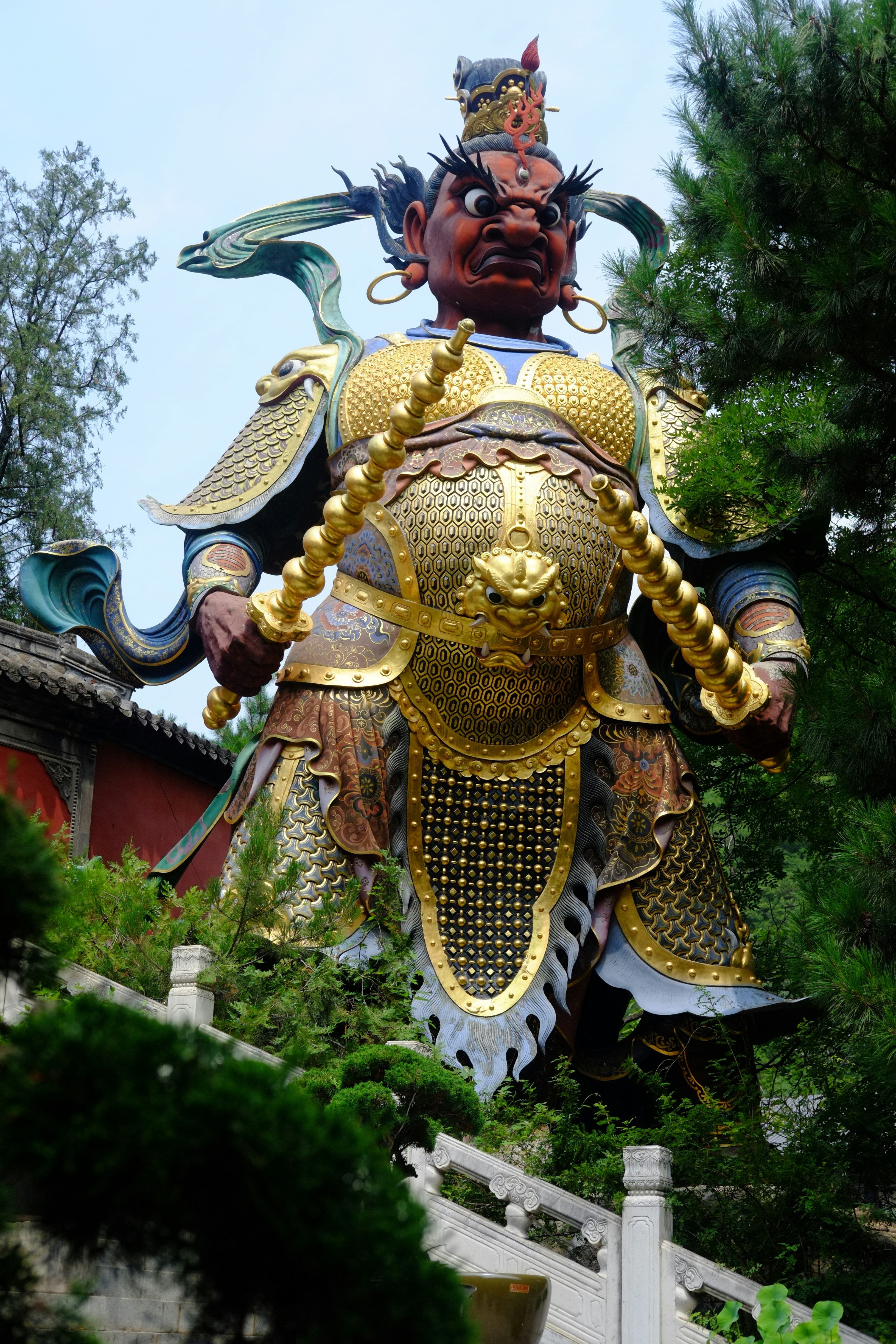 Golden Warrior of the Temple: A Bronze-Scaled Giant