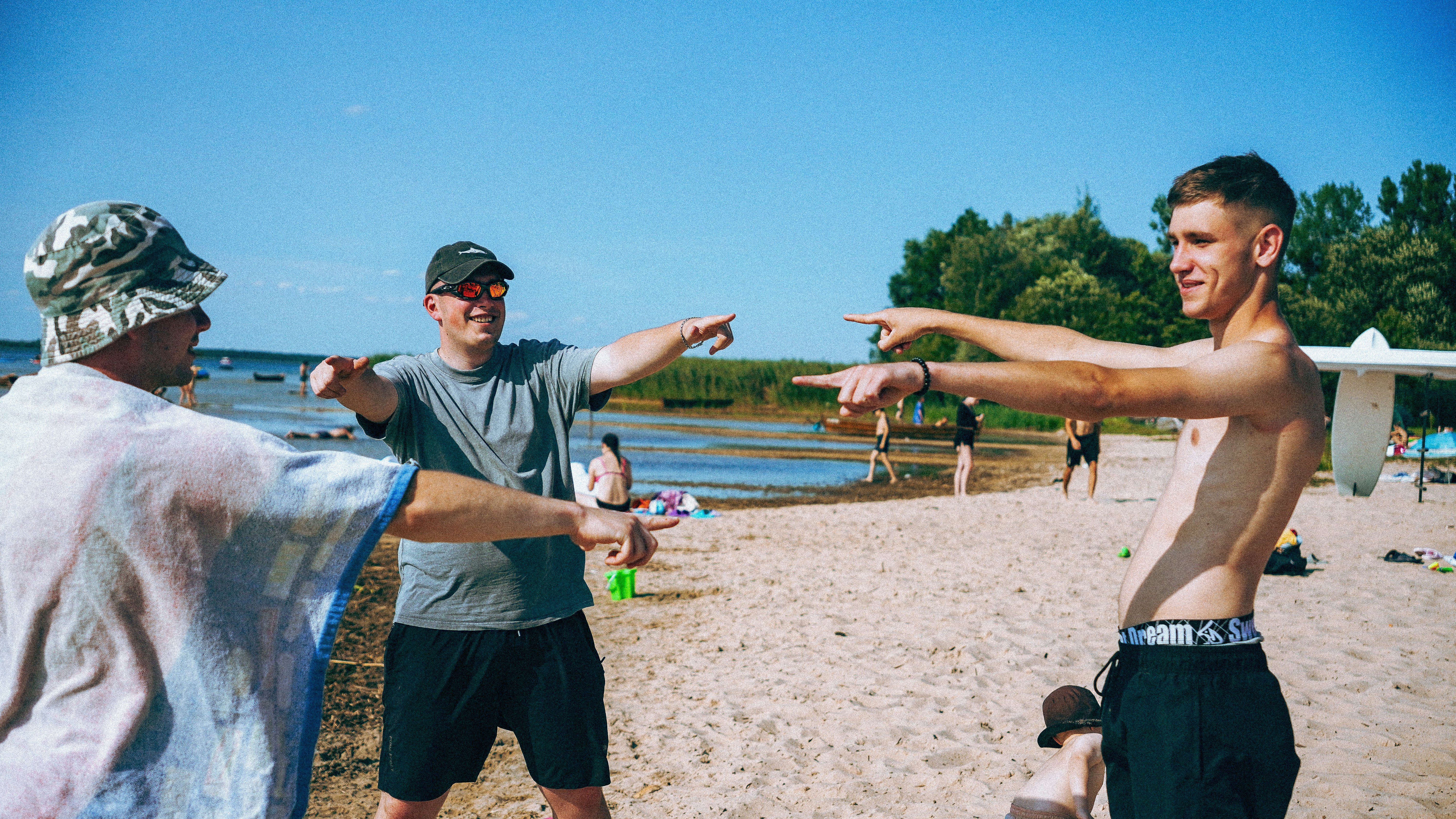 Beachside Gestures: A Group Coaching Moment on the Shore