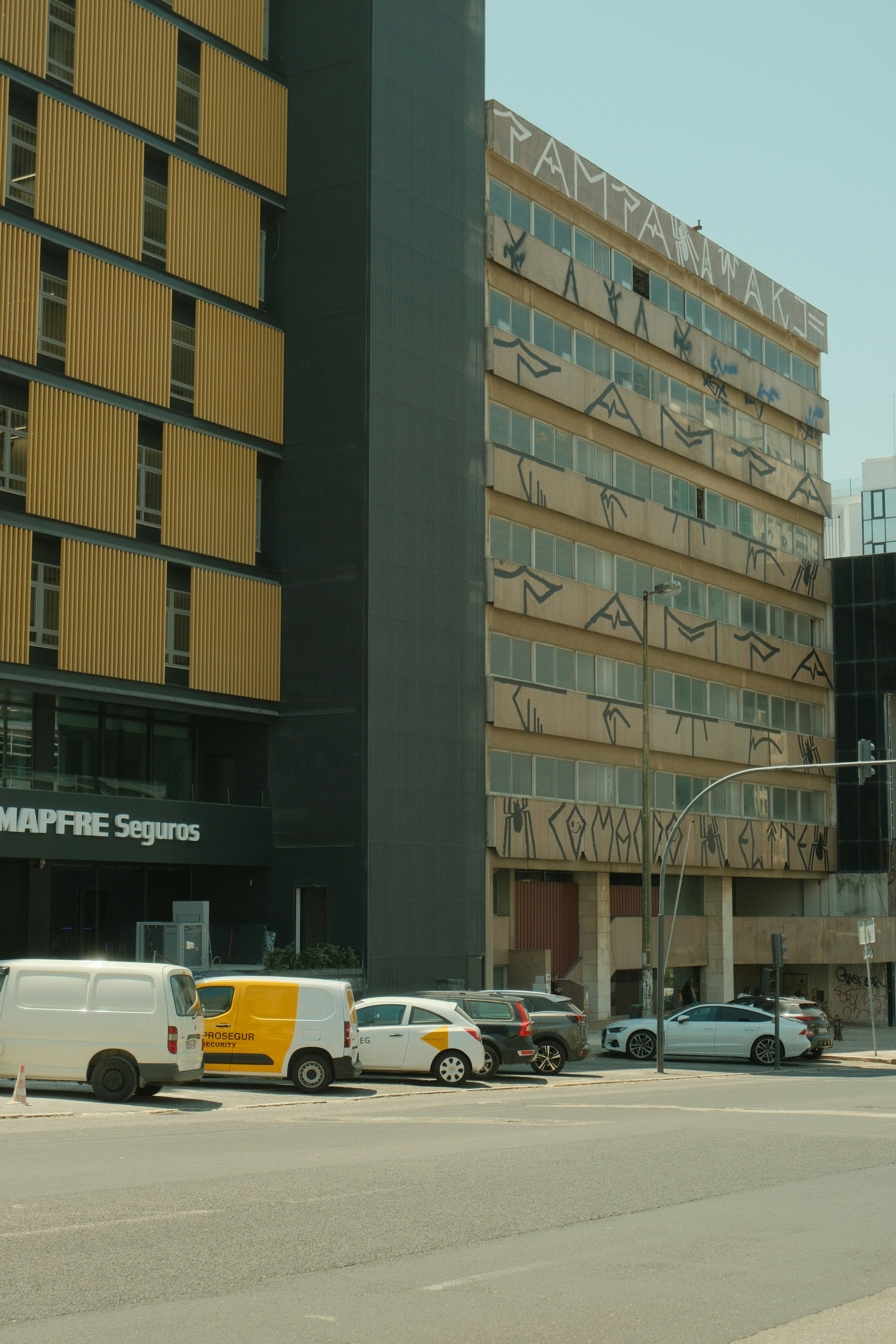Concrete Facades and Street Pulse