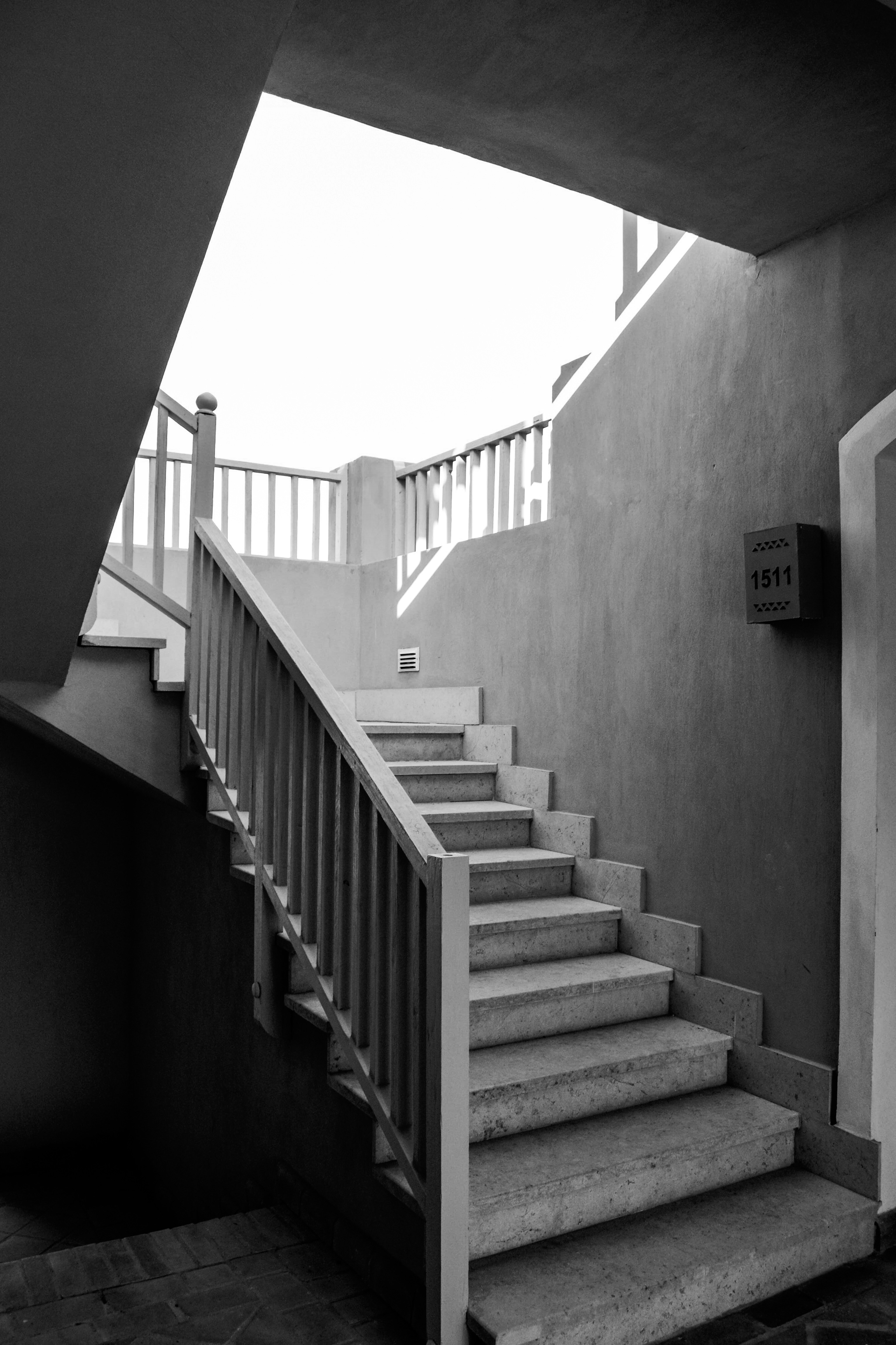 Staircase to Light: A Quiet Confrontation with Geometry