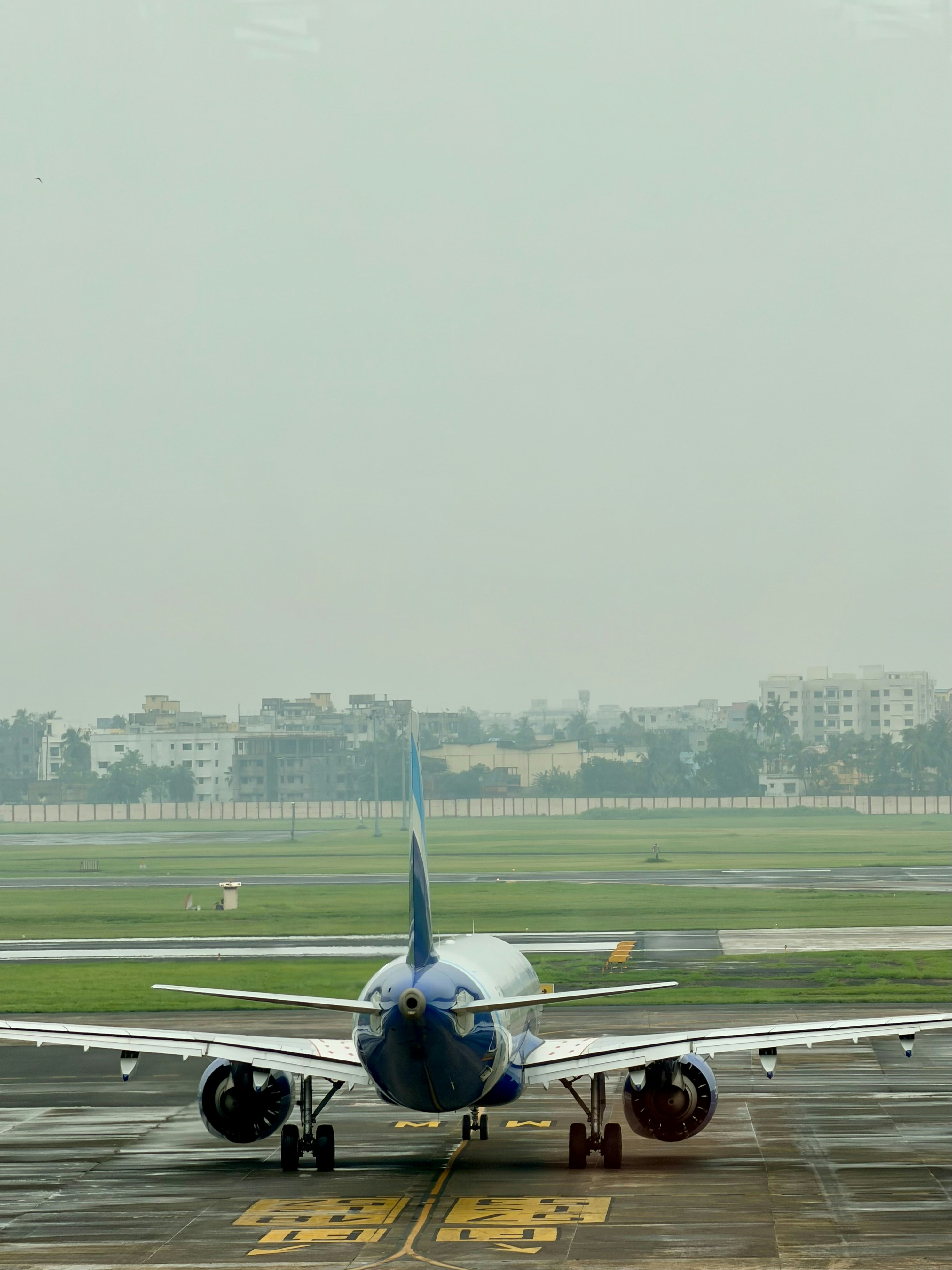 Toward the Runway: The Calm Center of a Grounded Jet