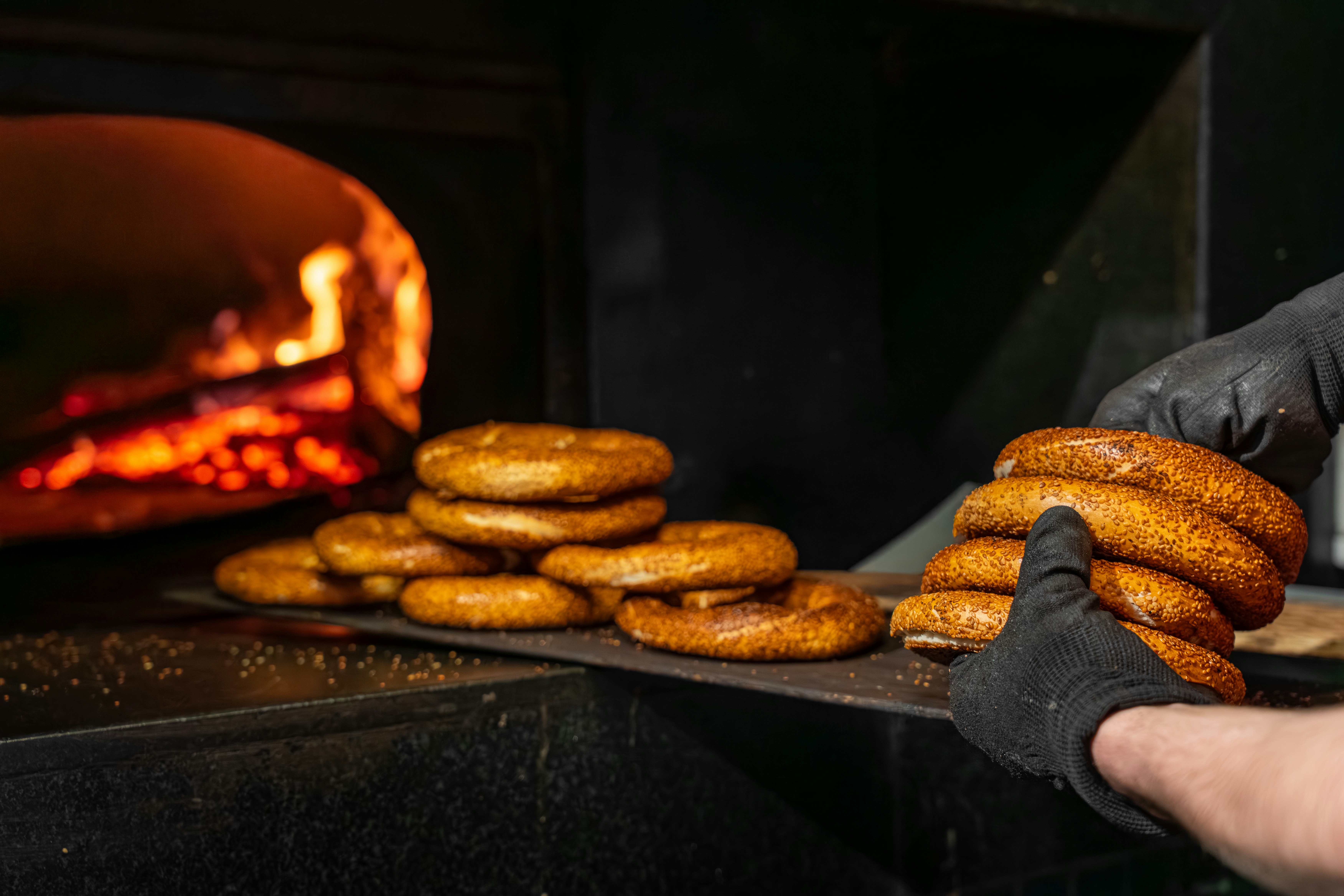 Crusty Rings Emergence: Fresh Donuts from the Oven