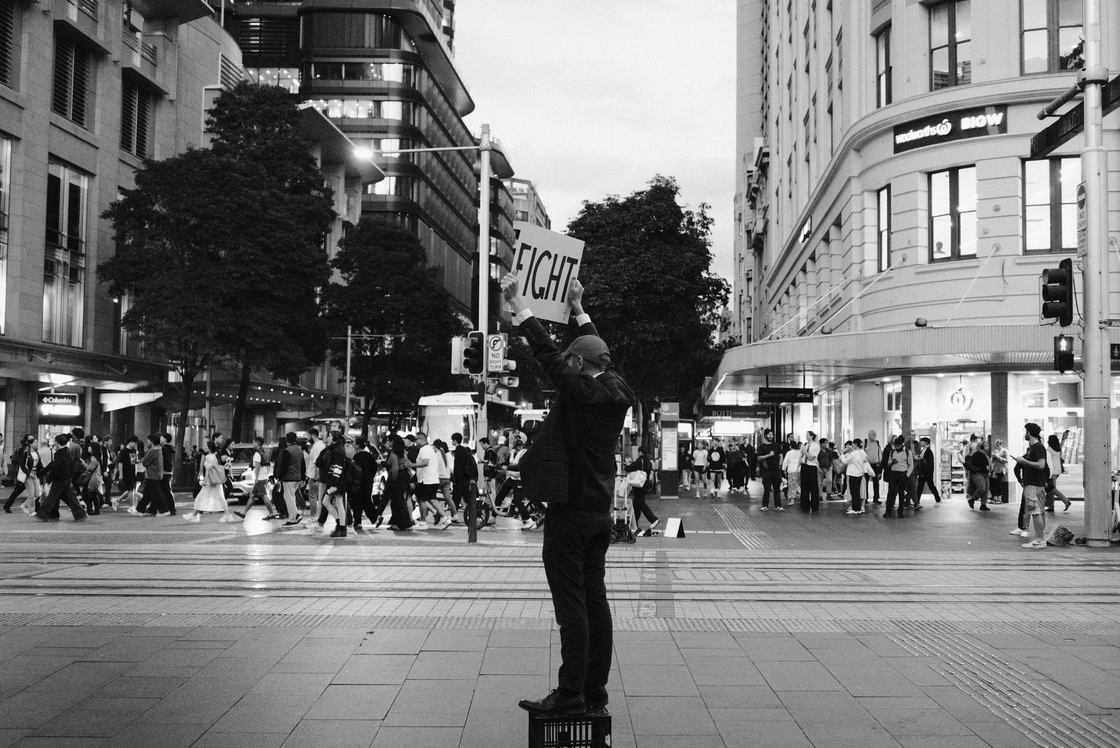 Standing in the Midst of the City Pulse